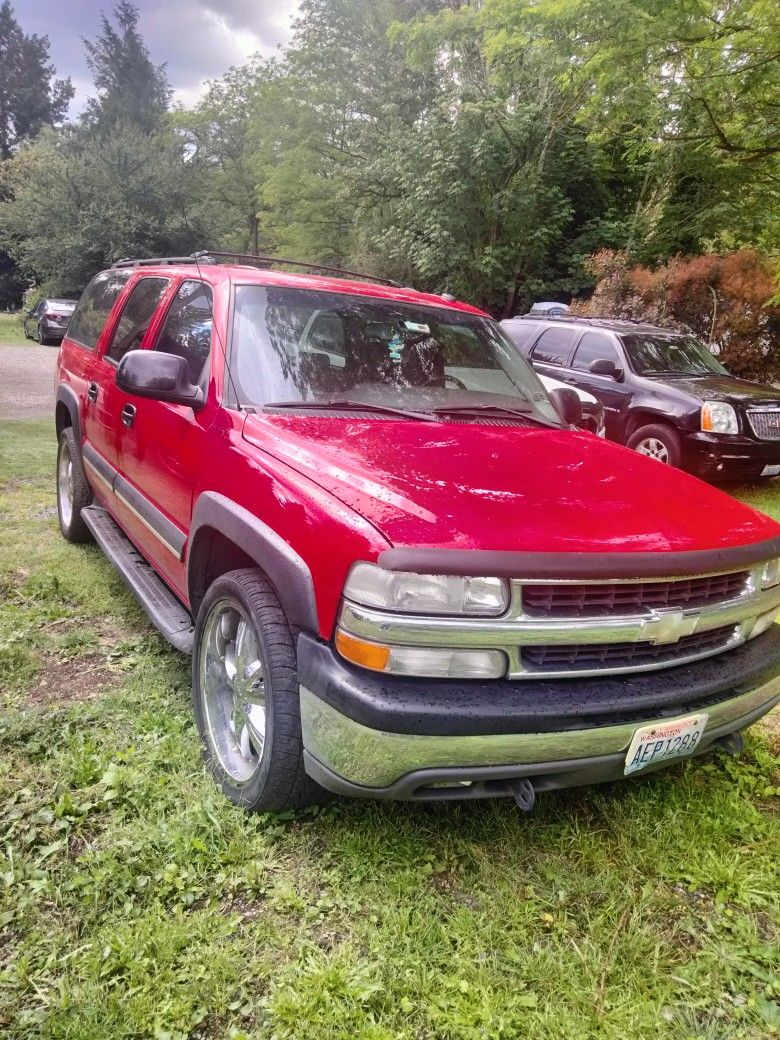 2003 Chevrolet Suburban for Sale in Everett, WA - OfferUp