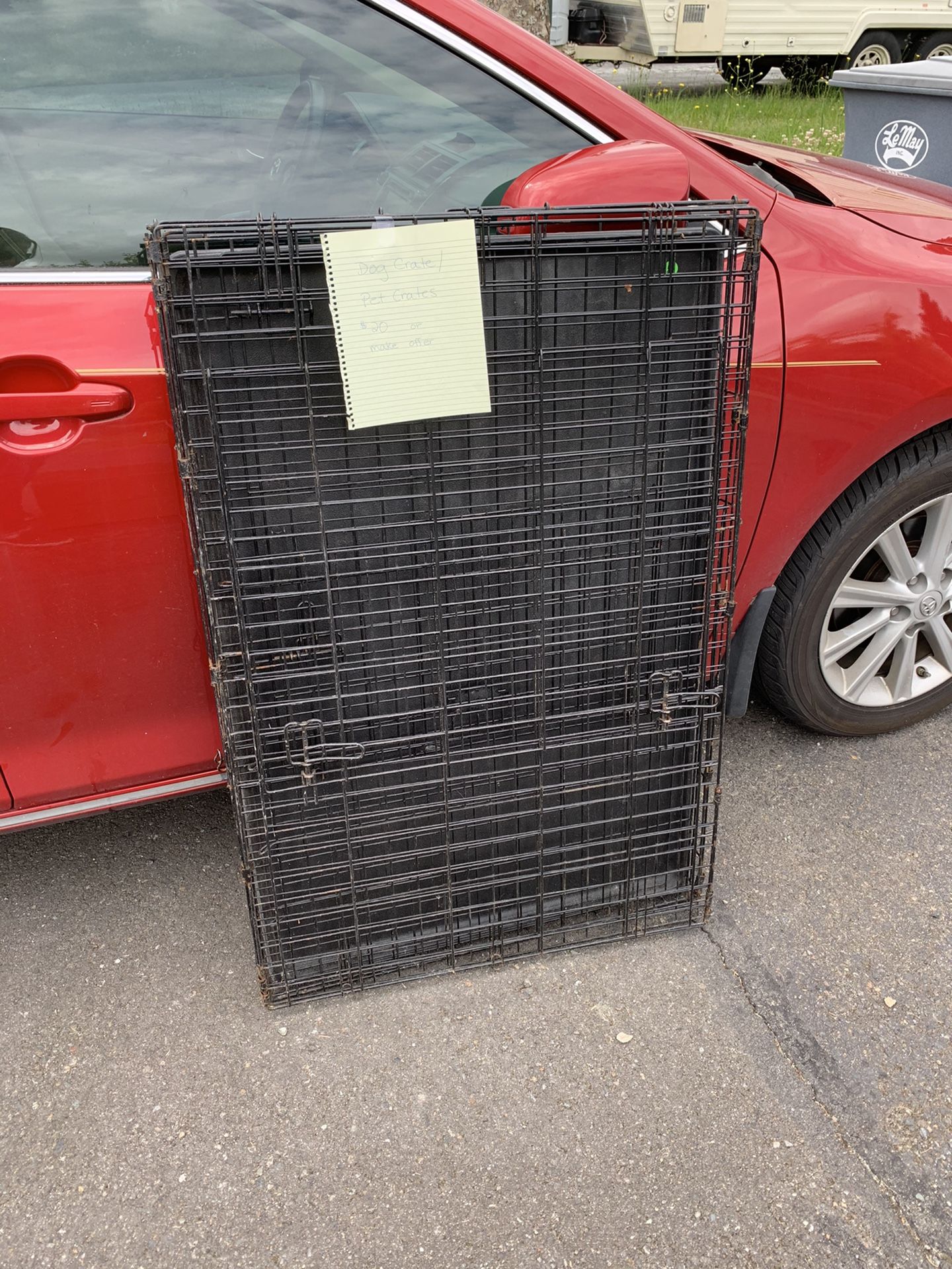 Wire pet crate. Approximately 3ft long, 2ft wide and 2ft tall. for Sale ...