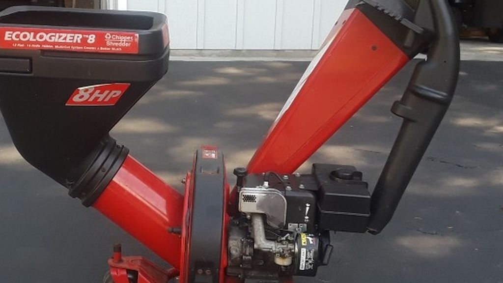 8hp Chipper/ Shredder for Sale in Silverdale, WA - OfferUp
