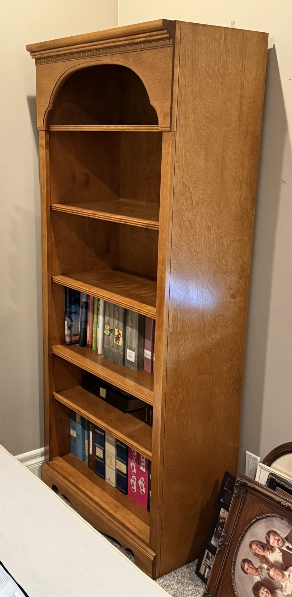 Large Bookshelf Set Of 4 for Sale in Phoenix, AZ - OfferUp