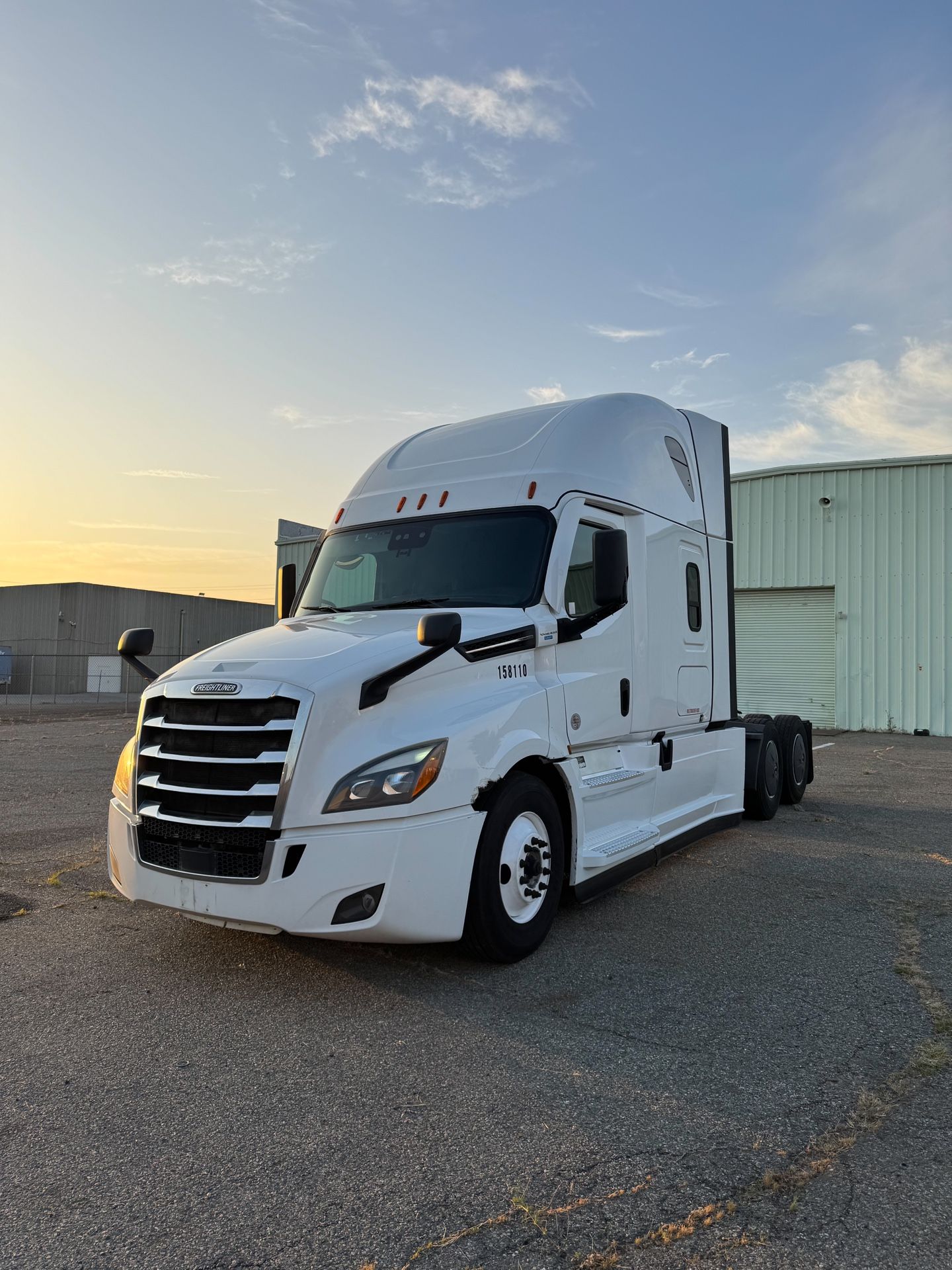 2021 Freightliner Cascadia for Sale in San Bernardino, CA - OfferUp