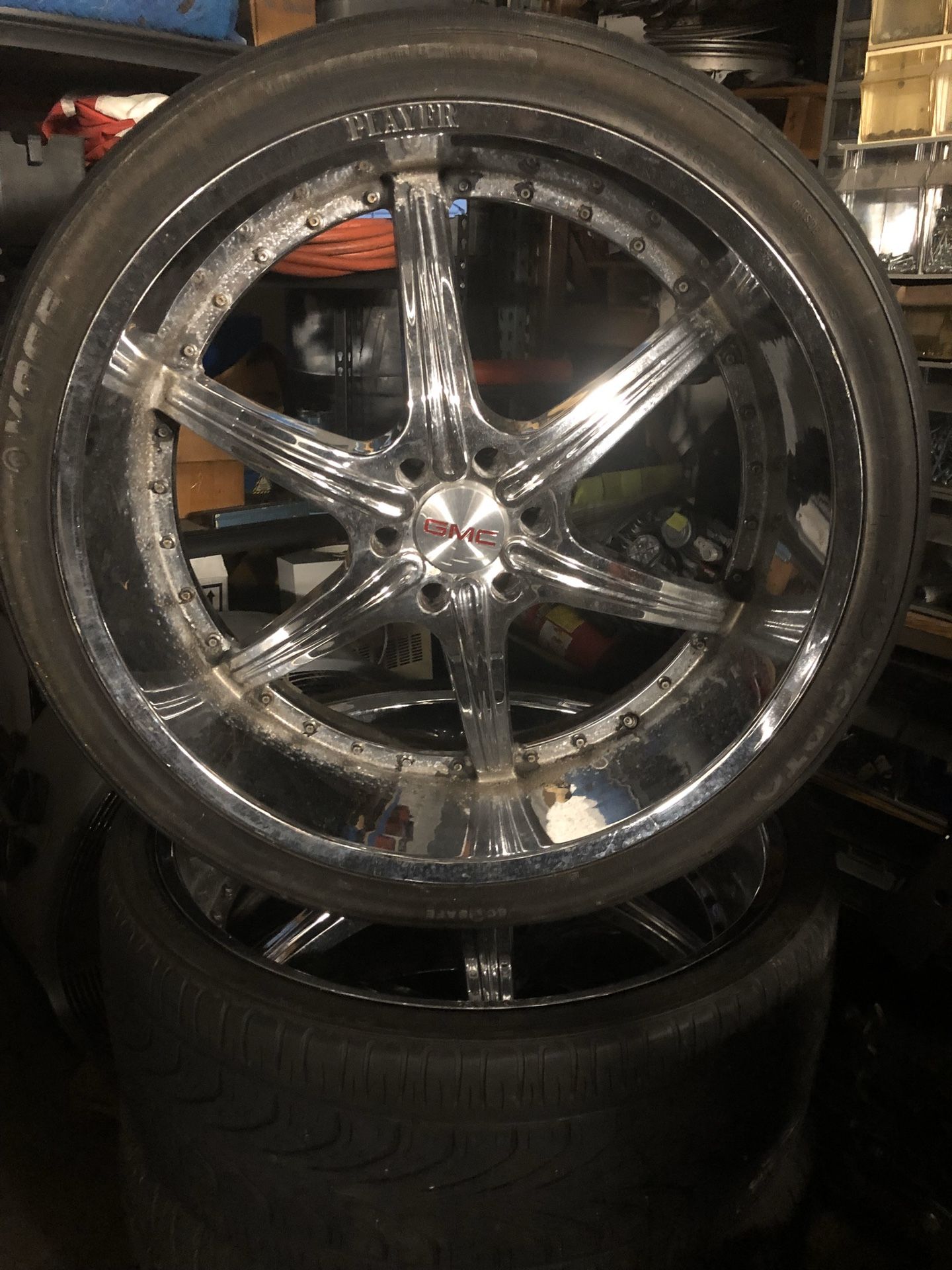 26 inch rims and tires (one wheel damaged) 6 lug GM for Sale in Lake ...