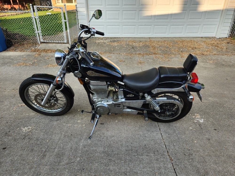 Suzuki Savage for Sale in Schiller Park, IL - OfferUp
