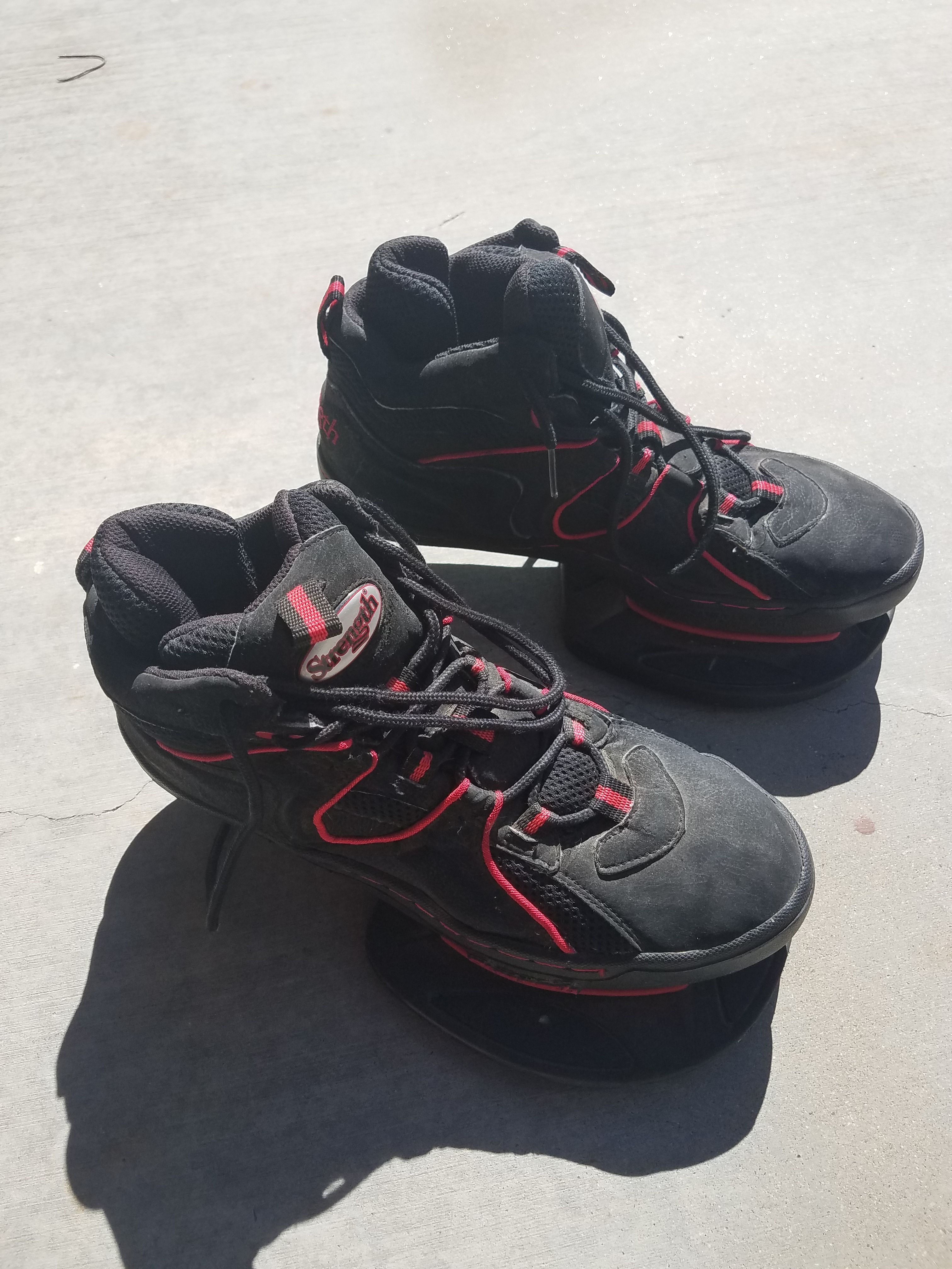 Strength training shoes basketball for Sale in Oceanside, CA - OfferUp