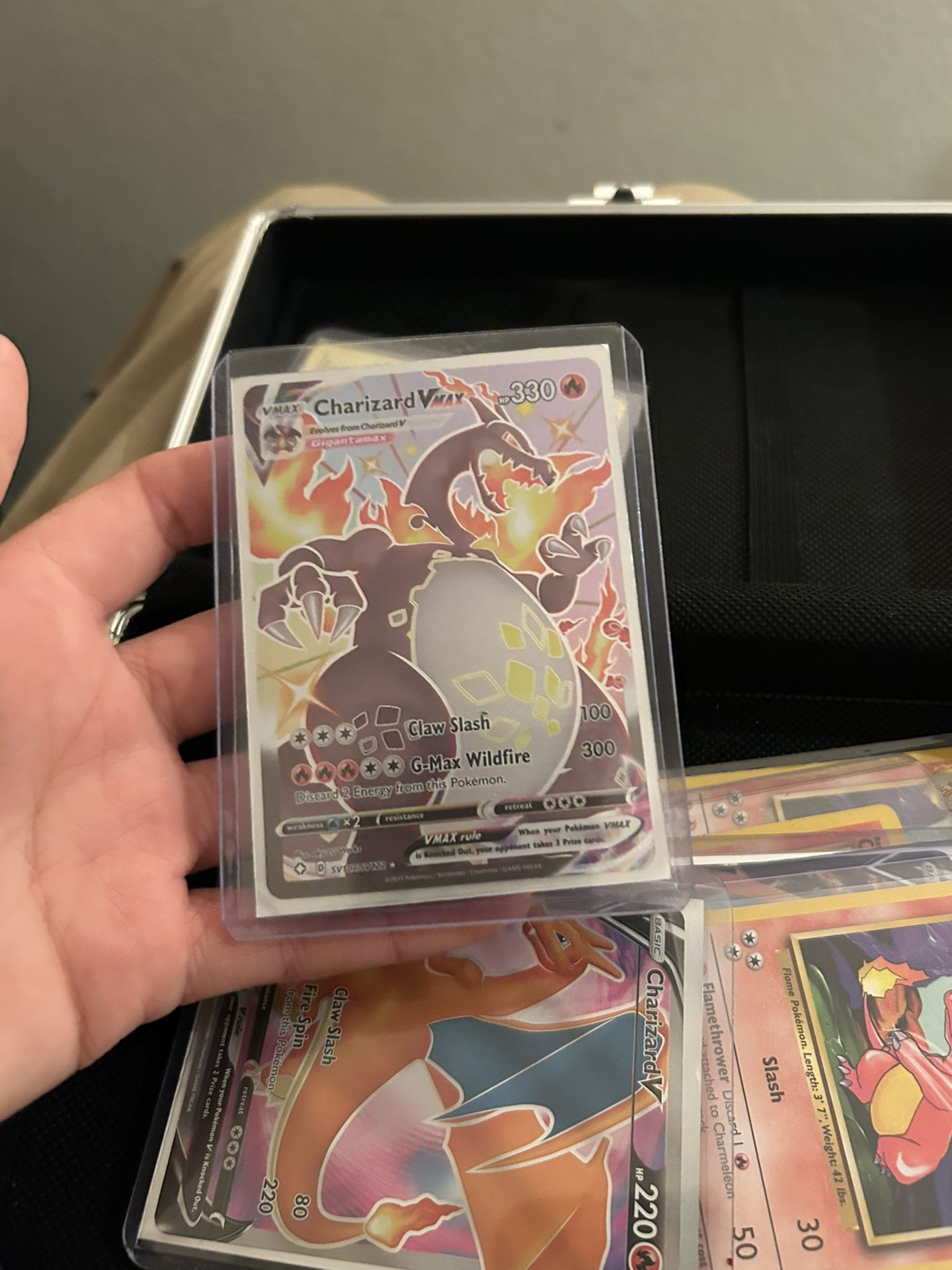 CHARIZARD PERFECT CONDITION for Sale in San Diego, CA - OfferUp