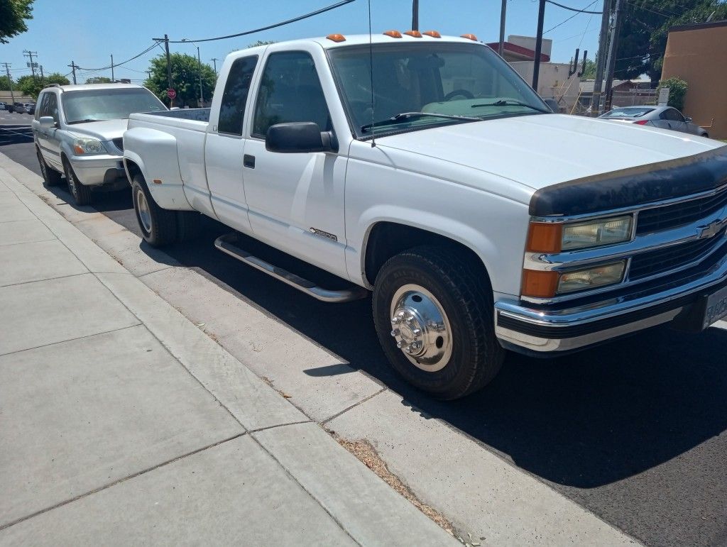 1996 Chevrolet C 3500 HD for Sale in Hughson, CA - OfferUp