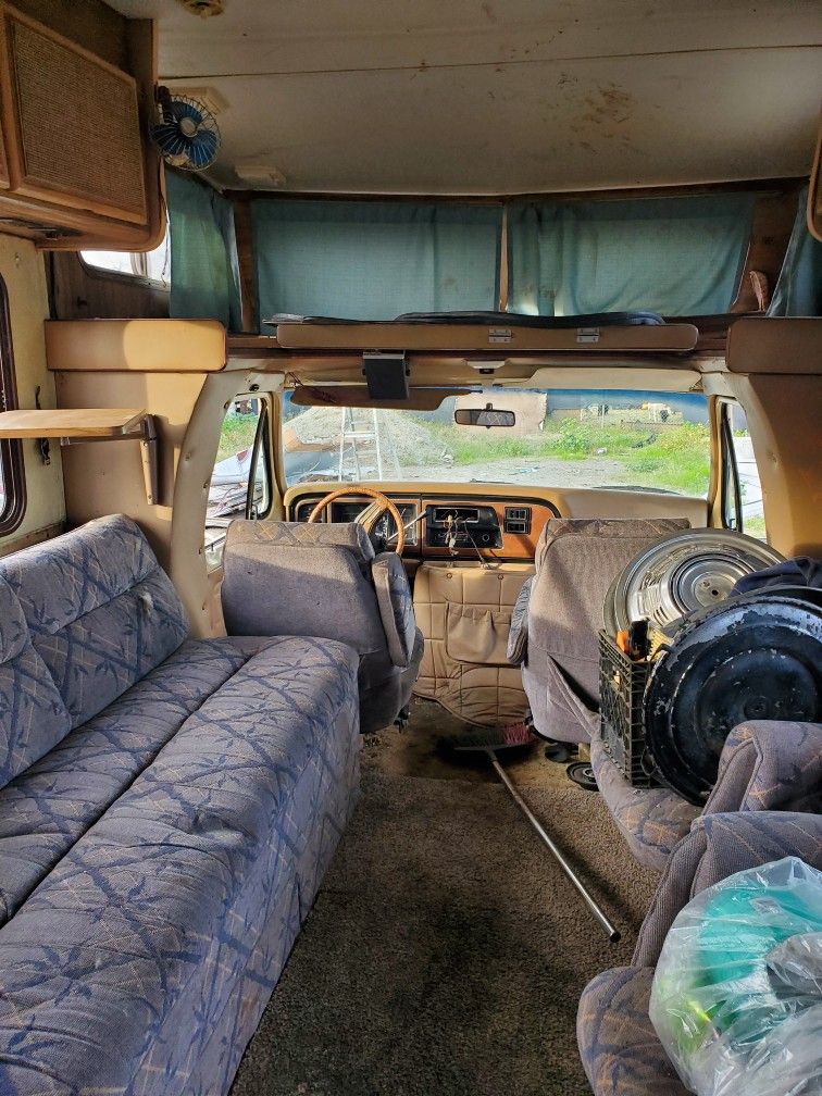 1985 Ford Tioga for Sale in Highland, CA - OfferUp