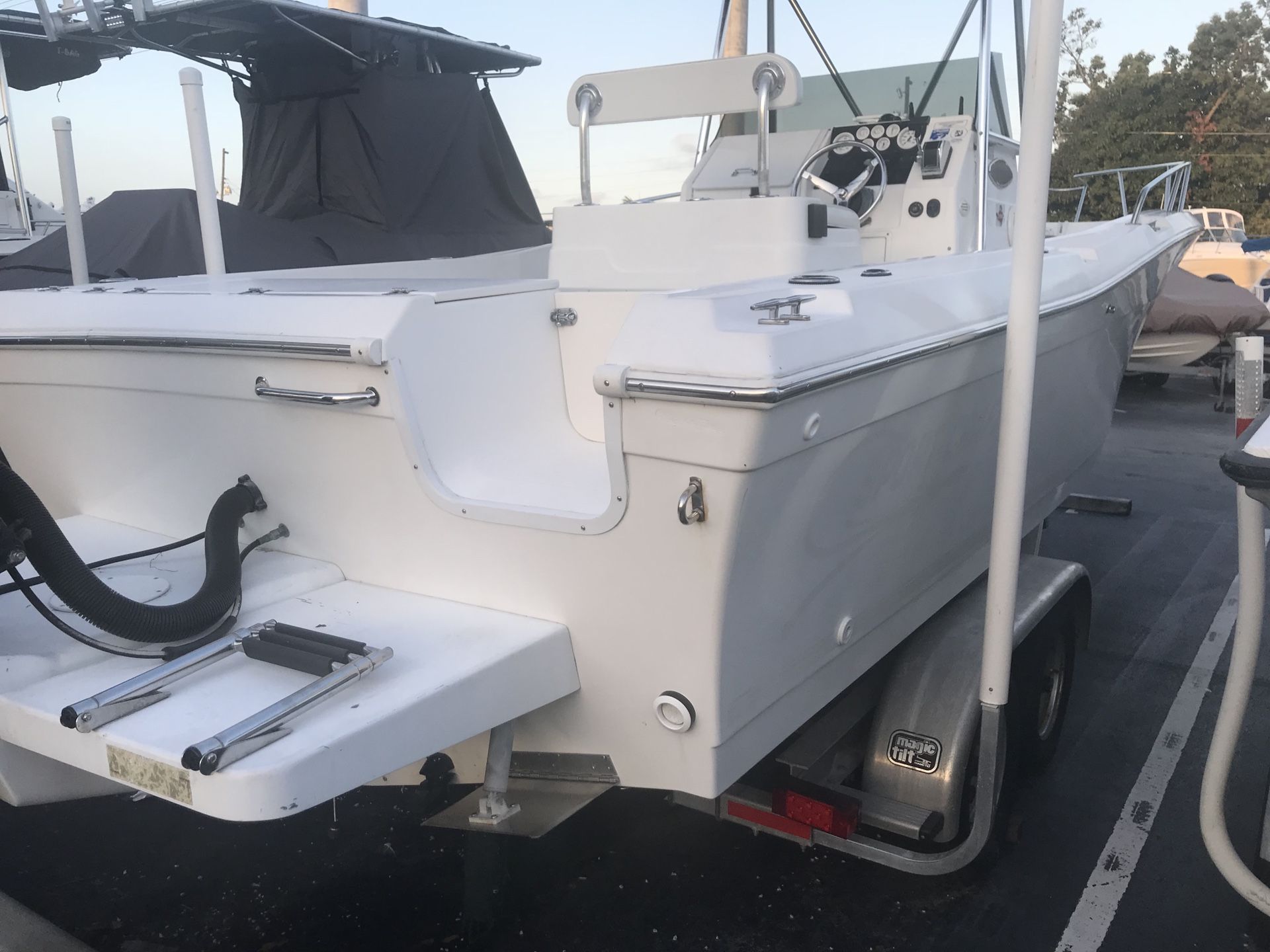 Sportcraft 1998 25’ with 1998 225 mercury $15000 Obo Trade for Sale in ...