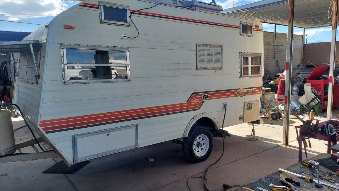 1982 Sunline 15 Ft Travel Trailer for Sale in Mesa, AZ - OfferUp