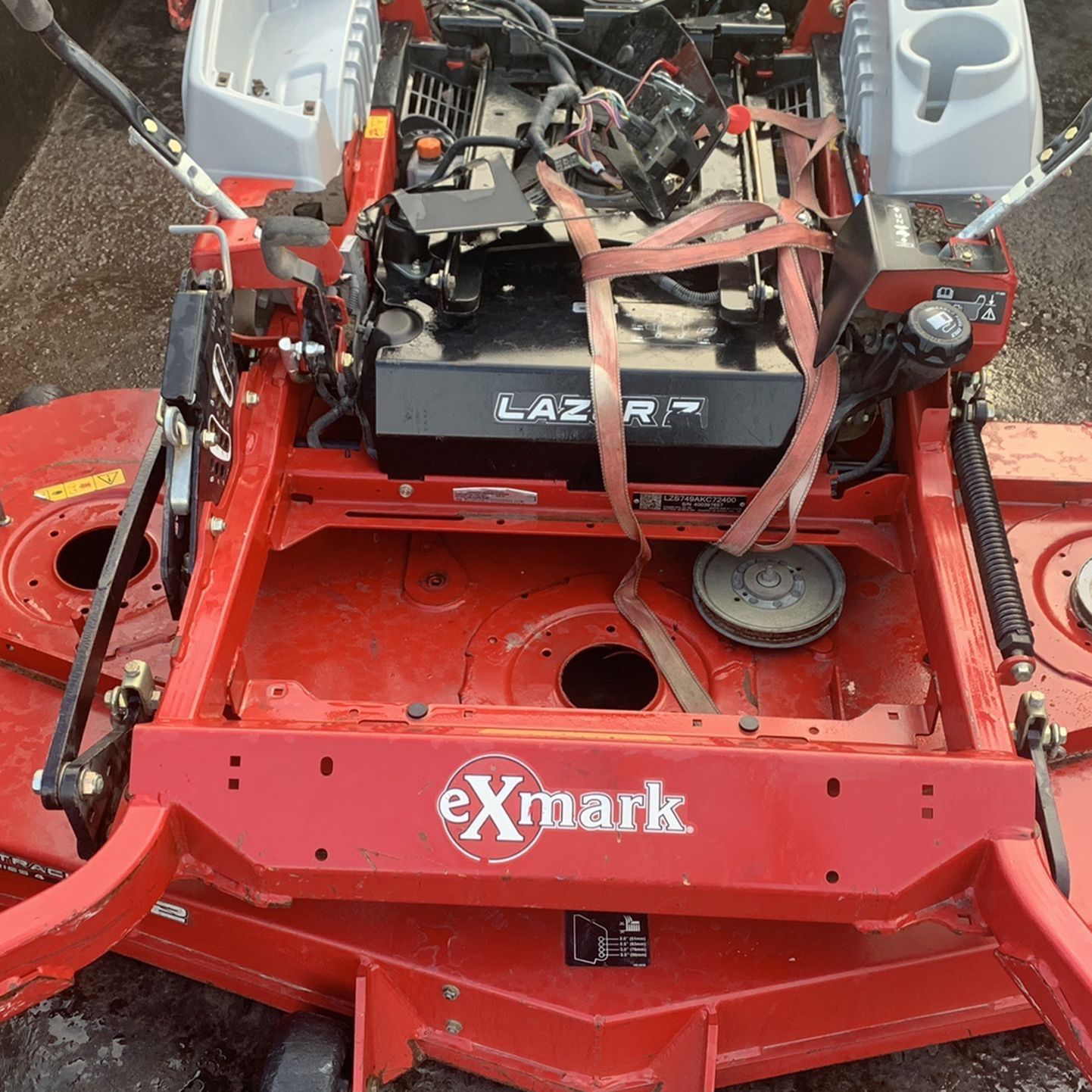 Ex Mark 72 Inch Tractor shell/deck/numerous parts. Not one spot of rust ...