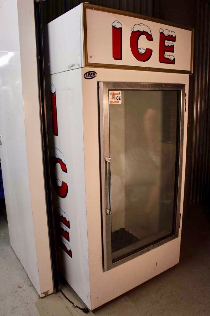 Leer 30AG 36" Indoor/Outdoor Auto Defrost Ice Merchandiser with ...