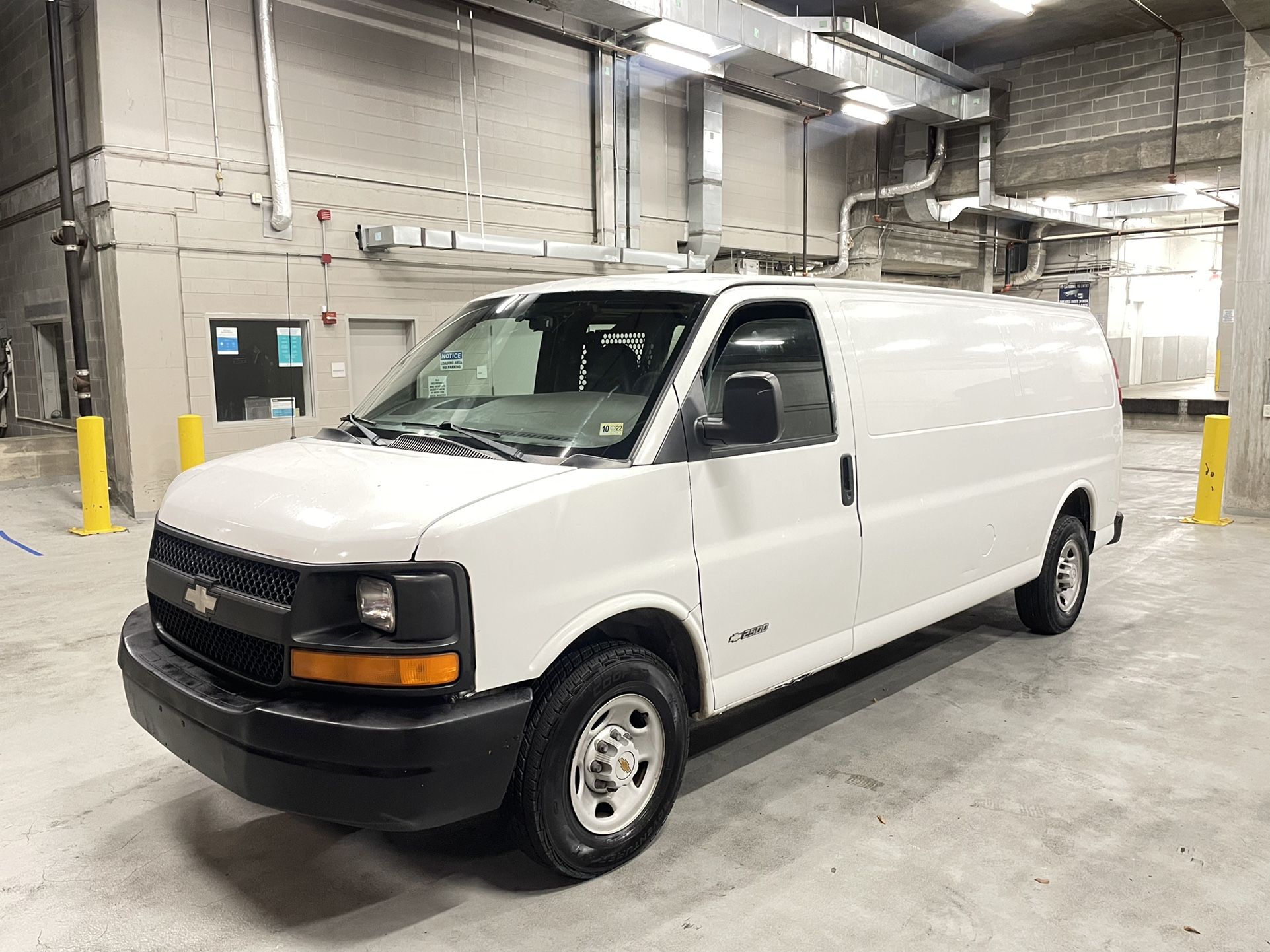 2006 Chevrolet., Express 2500 Cargo Van Extended Work Shelves for Sale ...