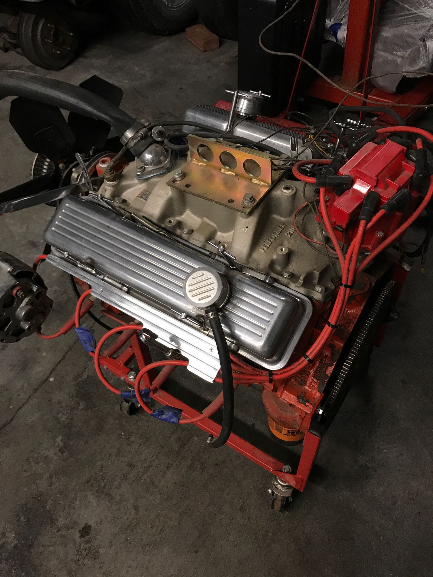 Chevy truck engine 327 small-block comes transmission 700r4 with Camel ...