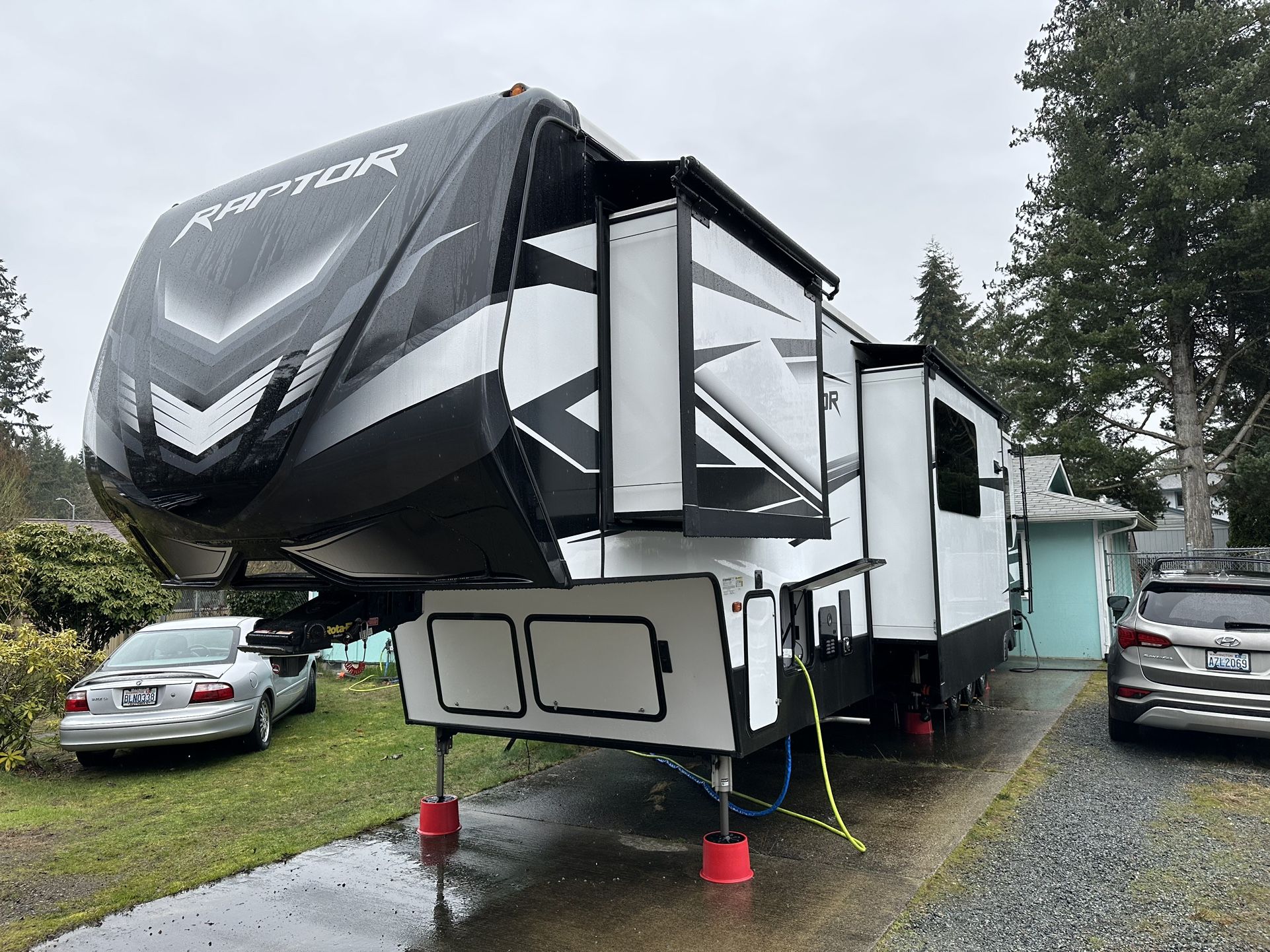 2021 Keystone Raptor 413 for Sale in Joint Base Lewis-mcchord, WA - OfferUp