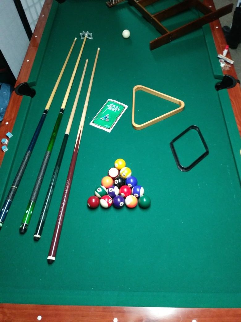 Champion Mizerak Pool Table
