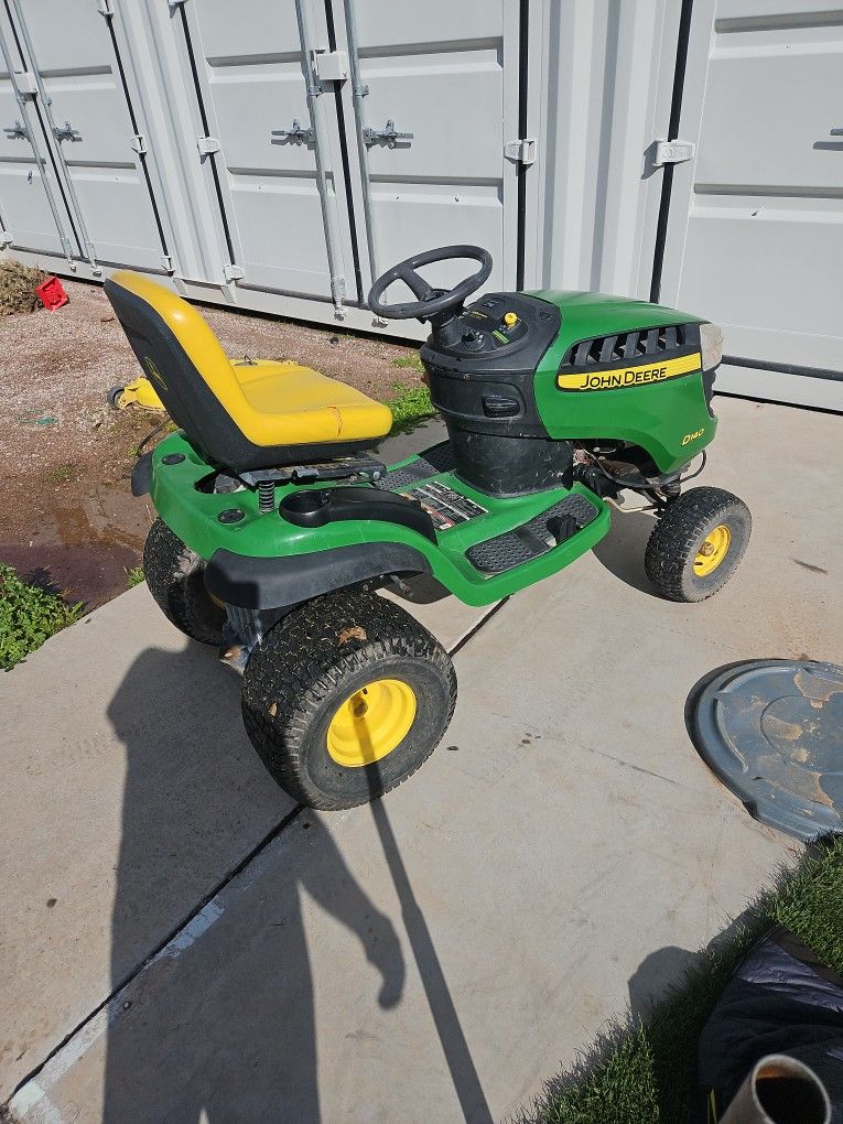 John Deere D140 Lawn Tractor Mower 178 Hours for Sale in Gilbert, AZ ...