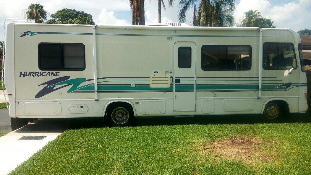 1997 Thor Hurricane RV 30 ft Class A for Sale in Fort Lauderdale, FL ...