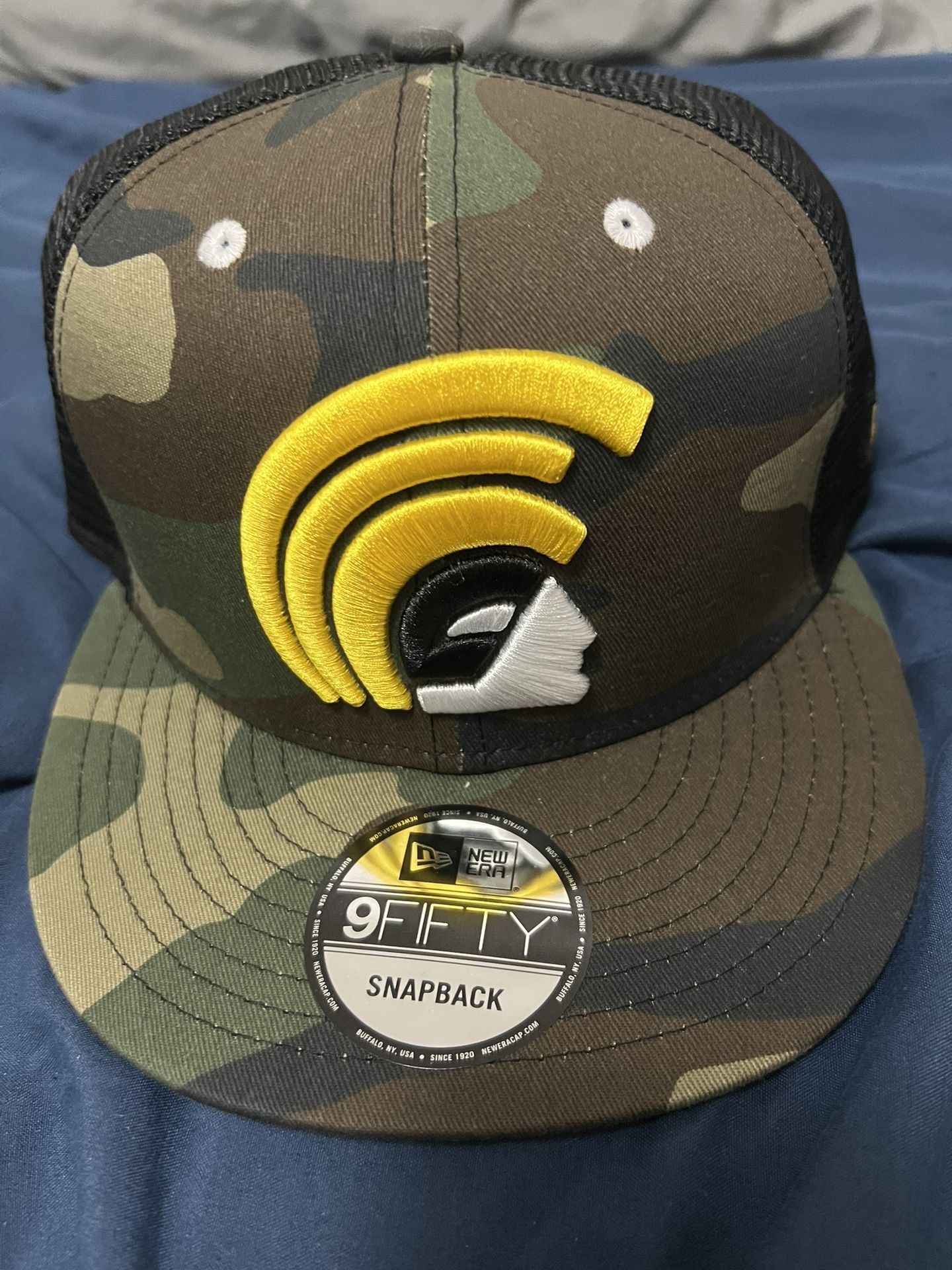 Fitted Hawaii Fitstrike Mua Trucker Mesh Snapback Camo for Sale in ...