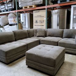 Norris modular sectional store
