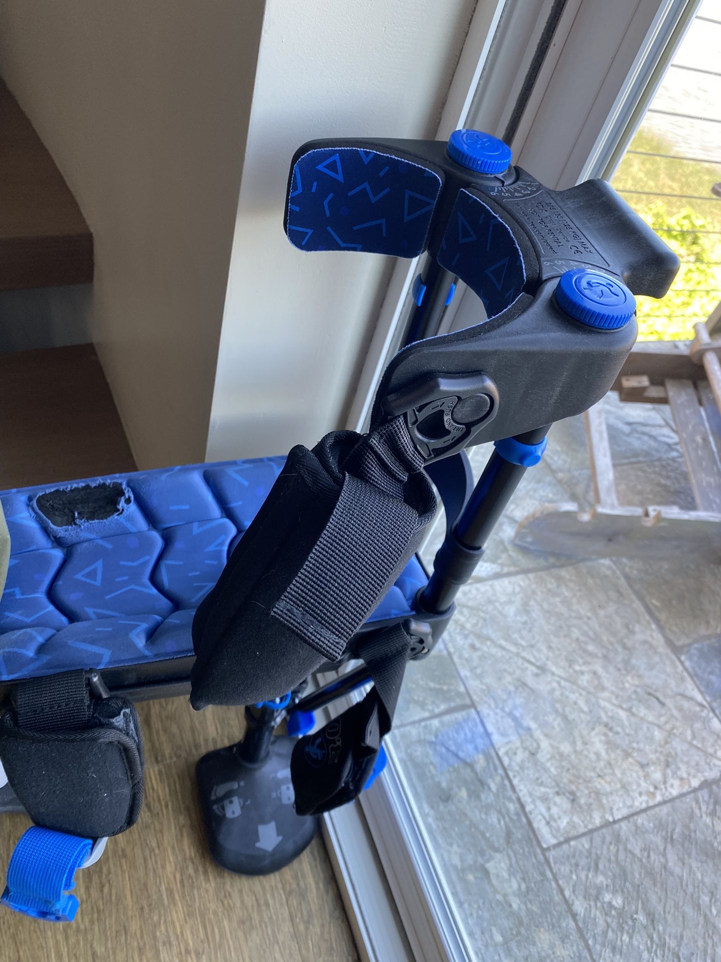 iWALK3.0 Hands Free Crutch ONLY $50 for Sale in Carlsbad, CA - OfferUp