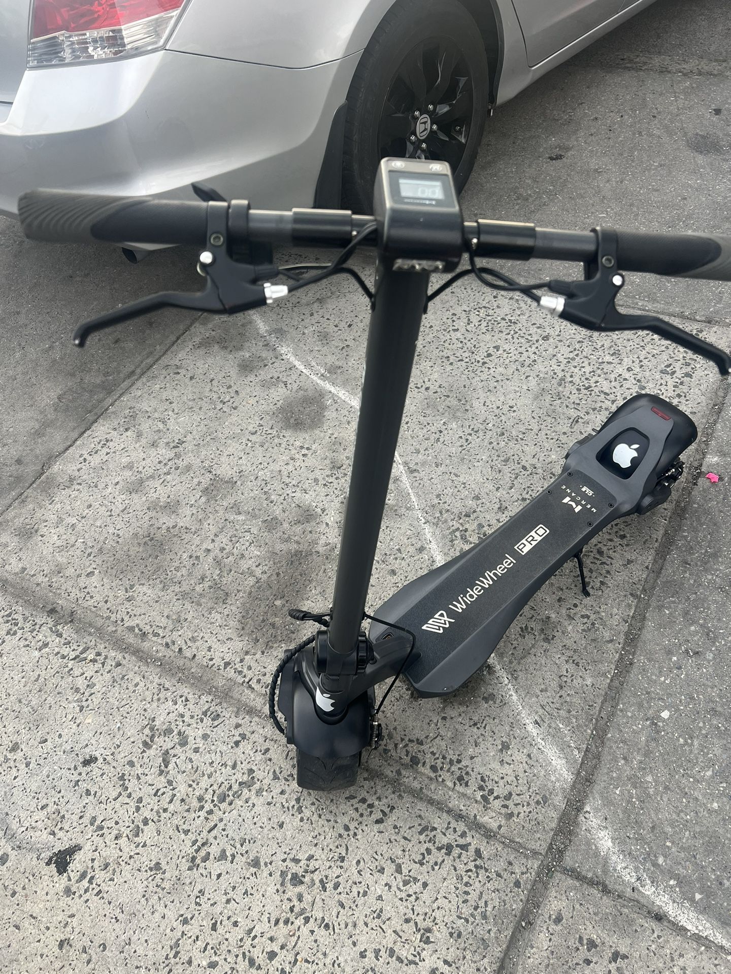 ELECTRIC SCOOTER - Wide Wheel Pro Scooter for Sale in New York, NY ...