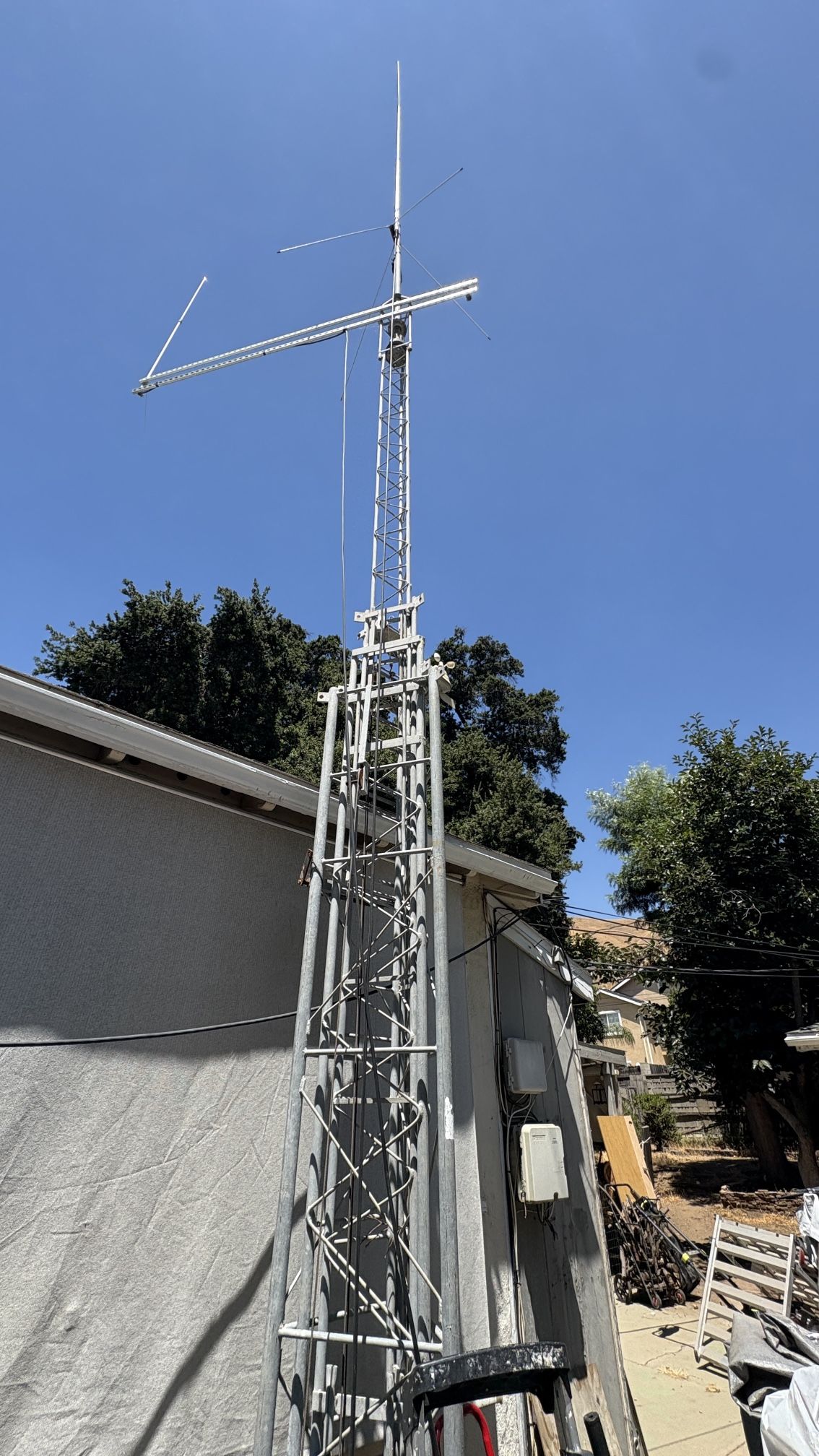 Base Vhf/Uhf Radio Ham Antenna (NOT THE TOWER) for Sale in San ...