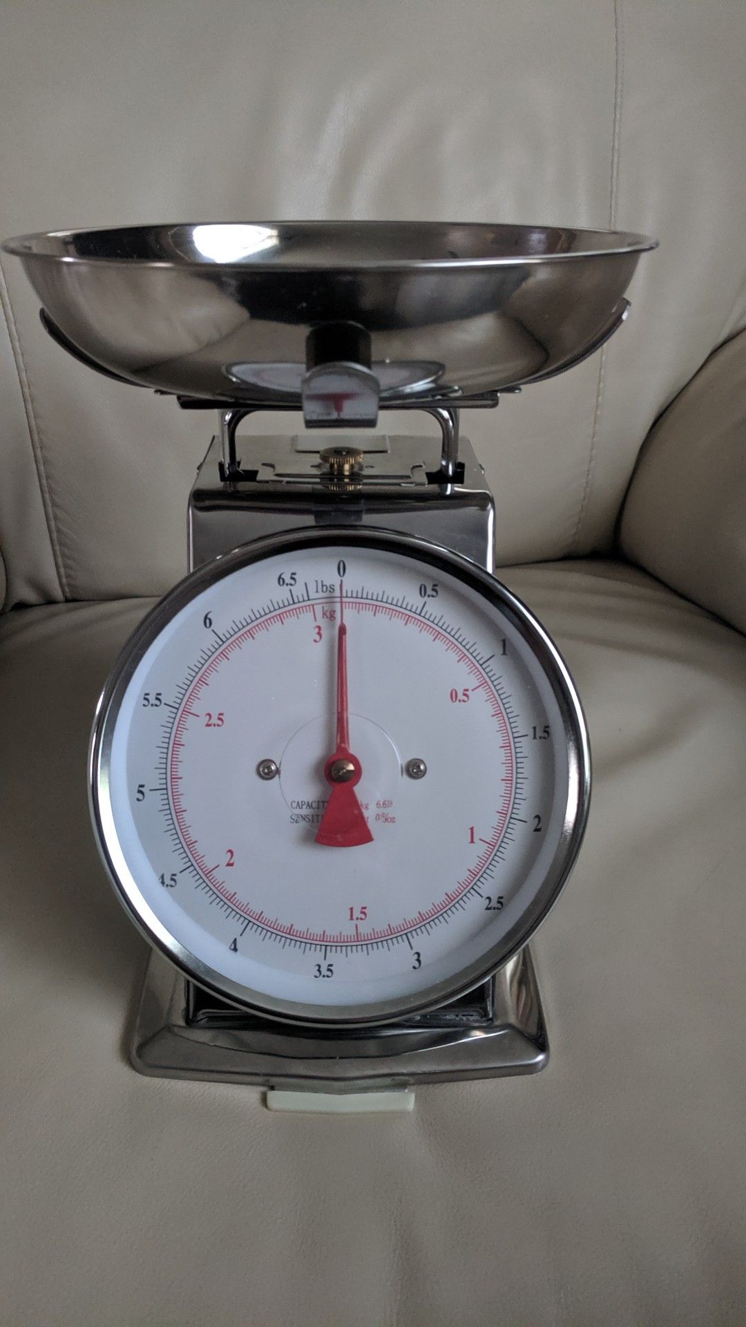 Chefmate home produce scale 3 kg or 6.6lb with metal tray. for Sale in ...