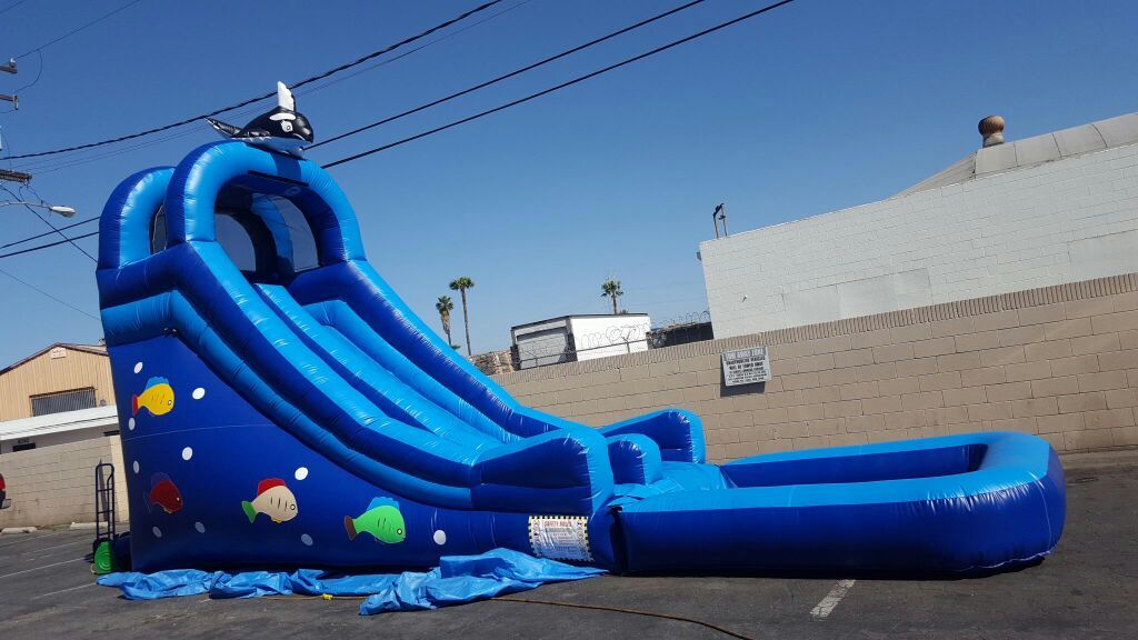 16 feet high single water slide for Sale in Los Angeles, CA - OfferUp
