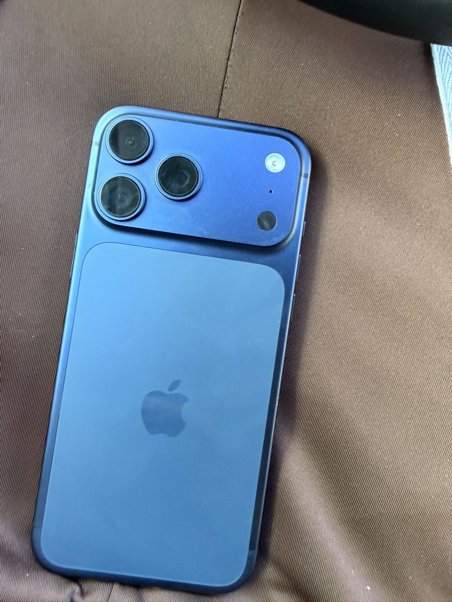 iPhone 17 Pro Max Perfect Condition (UNLOCKED) for Sale in Austin, TX ...