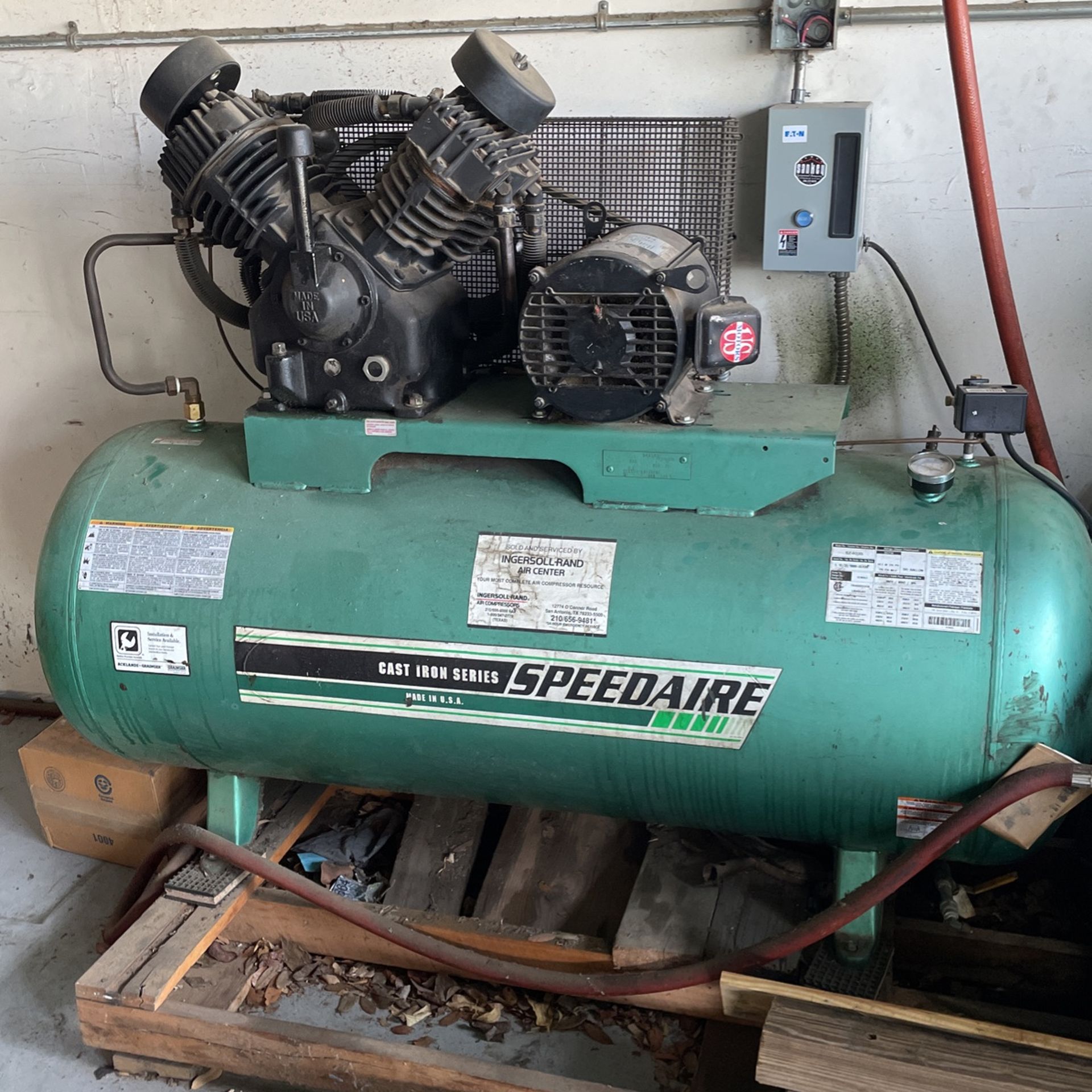 Speedaire Air Compressor 120 Gallon for Sale in San Antonio, TX - OfferUp