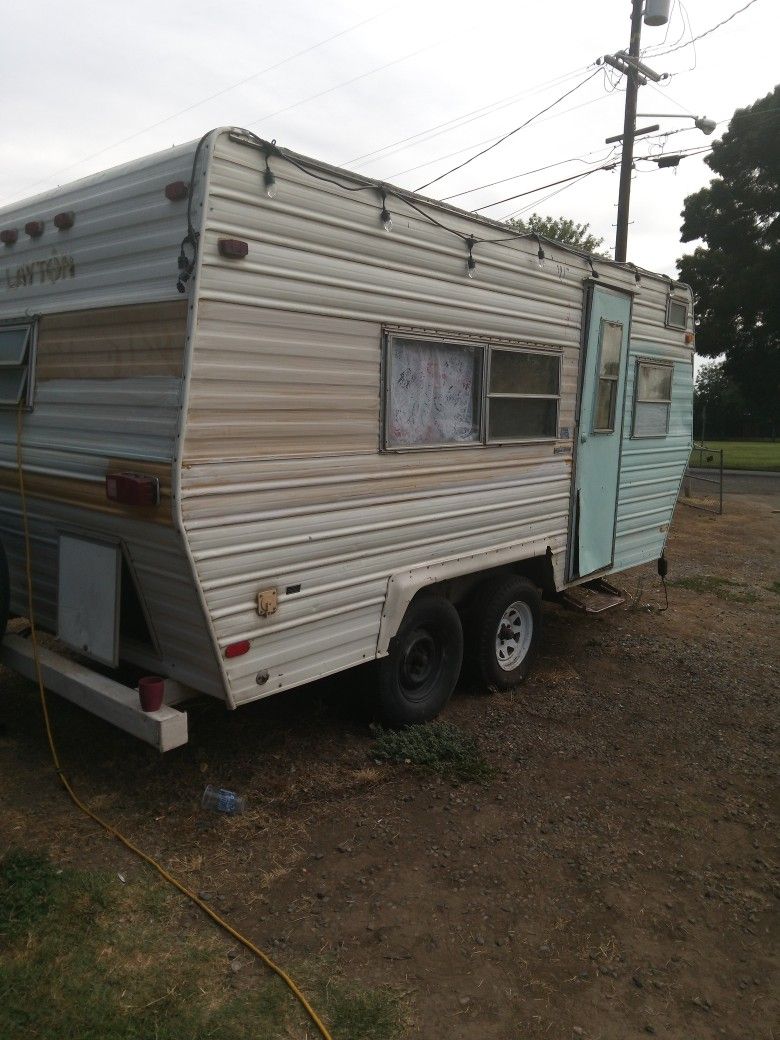Layton Skyline Travel Trailer for Sale in Modesto, CA - OfferUp