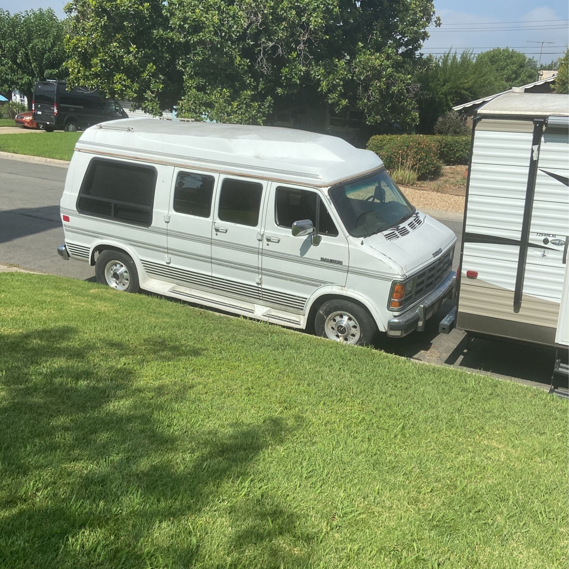 Camper Van Dodge for Sale in Grand Terrace, CA - OfferUp