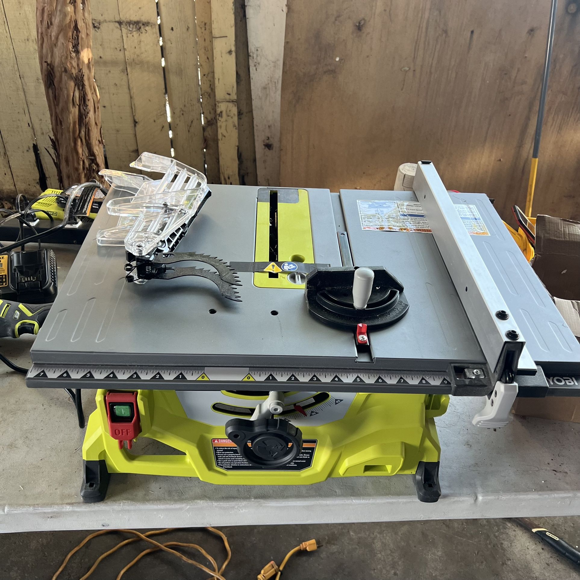 RYOBI 13 Amp 8-1/4 in. Compact Portable Corded Jobsite Table Saw (No ...