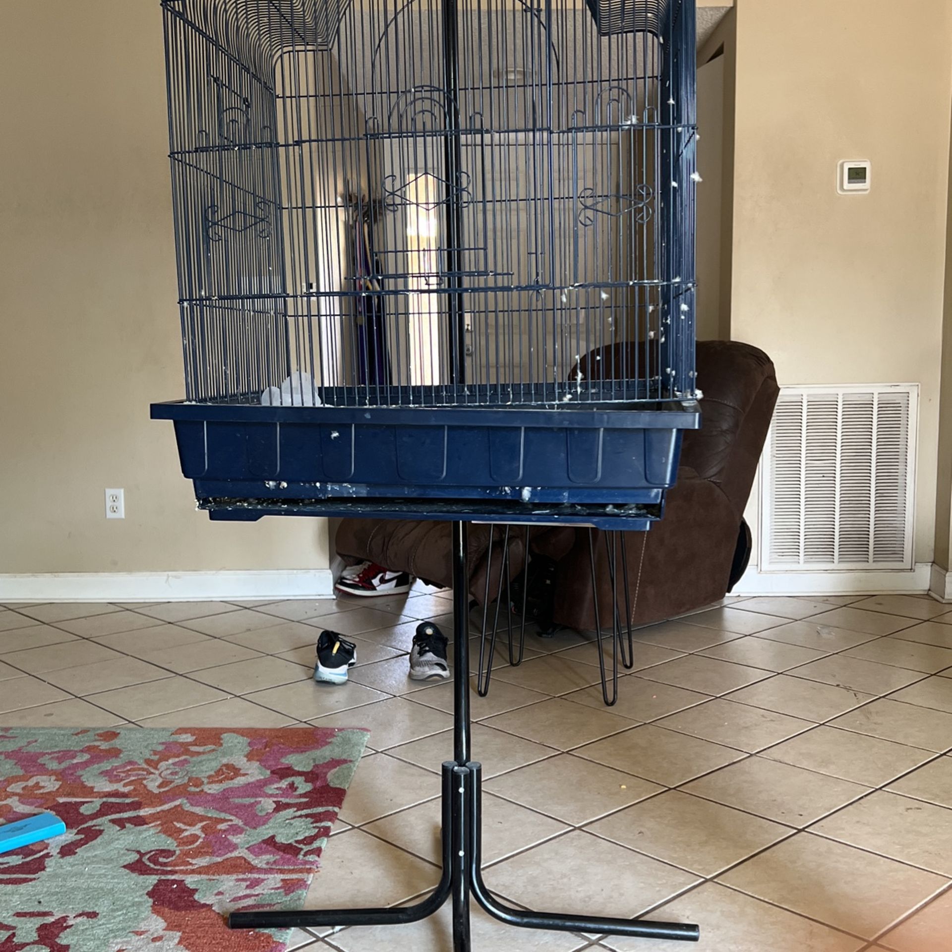 Bird Cage With Stand for Sale in Tampa, FL - OfferUp