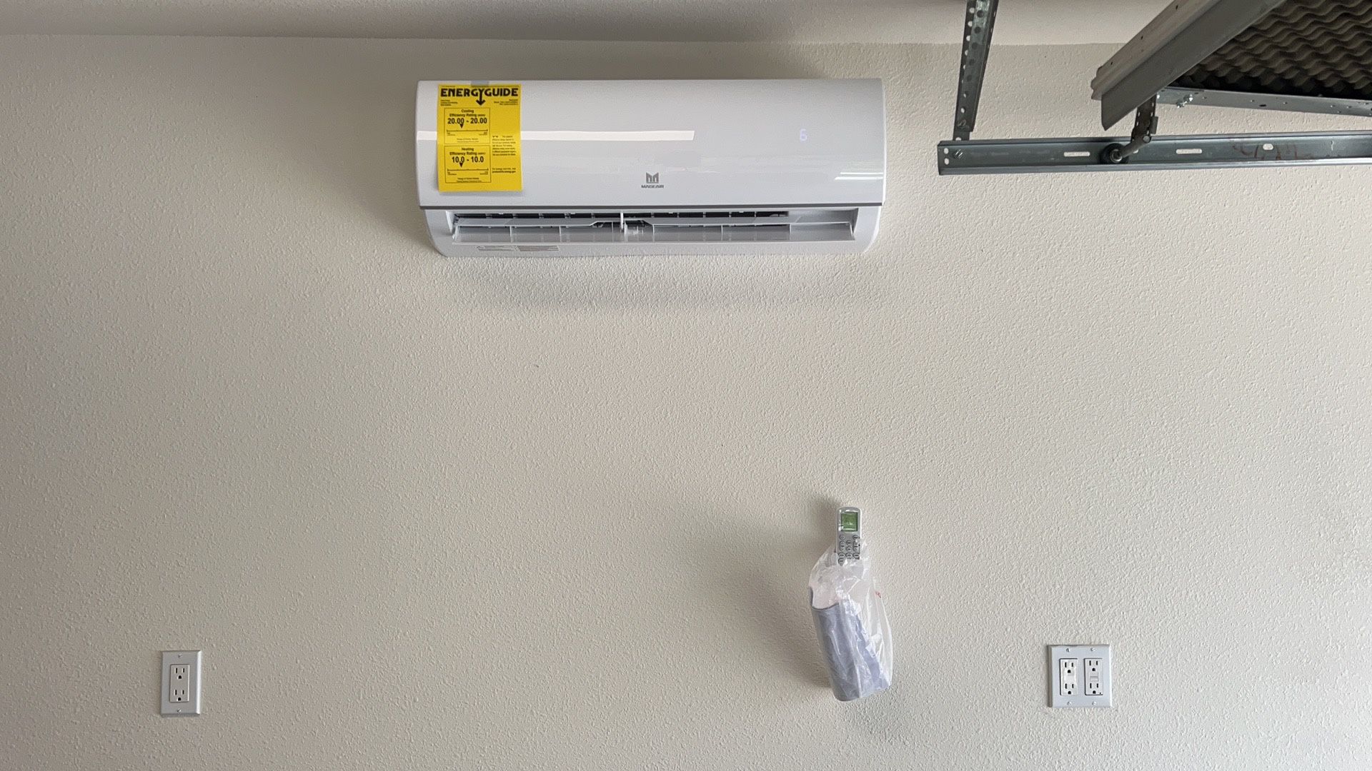 Mage 12000 BTU Wifi Enabled 19 SEER2 Cools Up to 500 Sq.Ft Energy ...