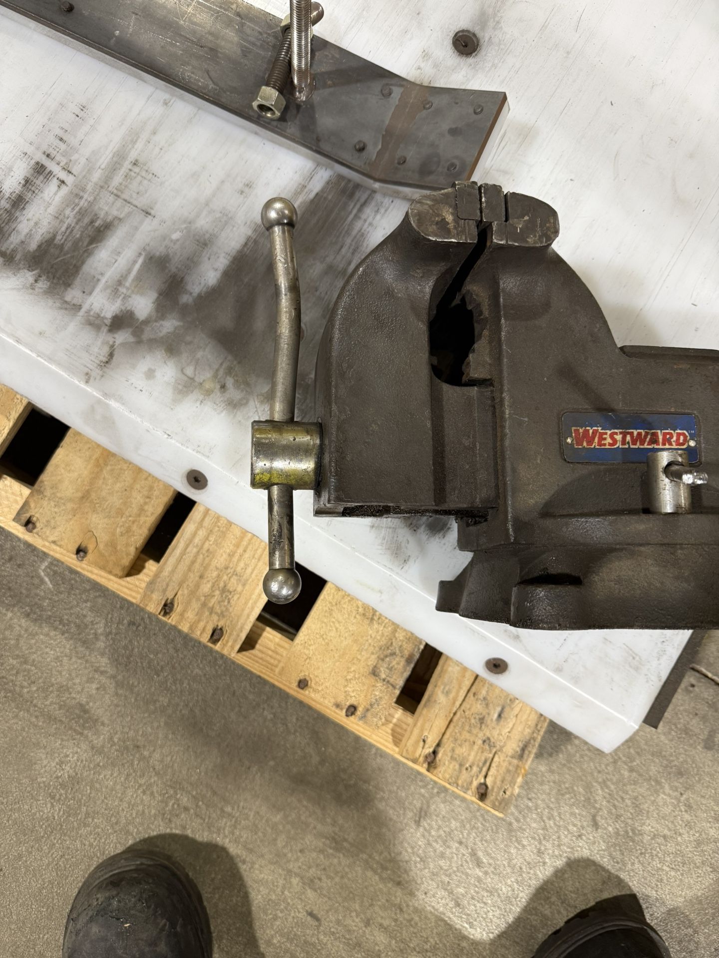 Two Vise for Sale in Mundelein, IL - OfferUp