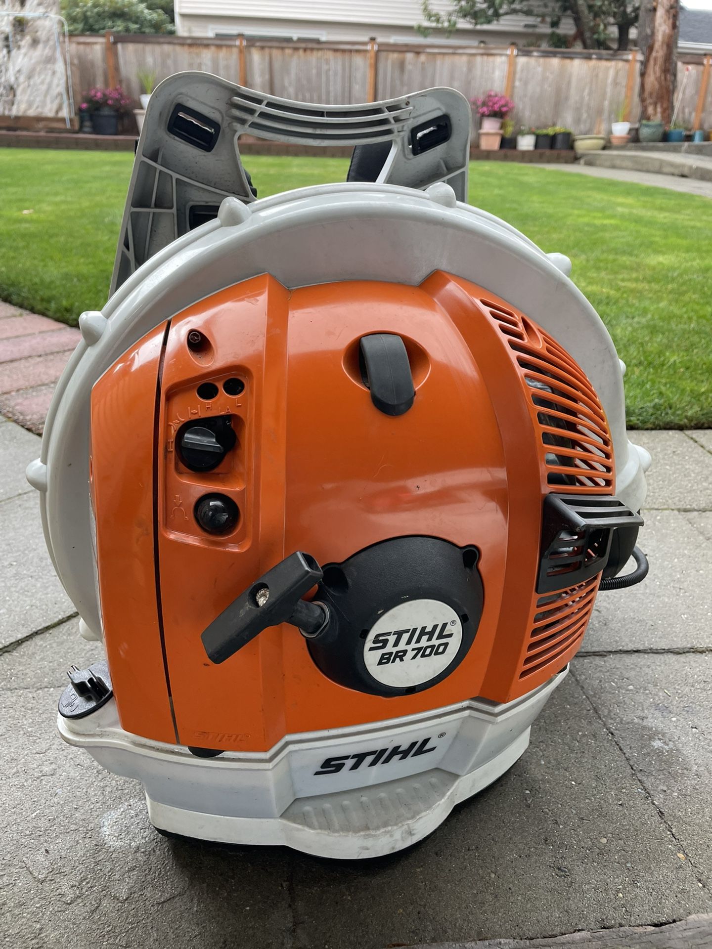 Stihl Br700 Blower for Sale in Seattle, WA - OfferUp