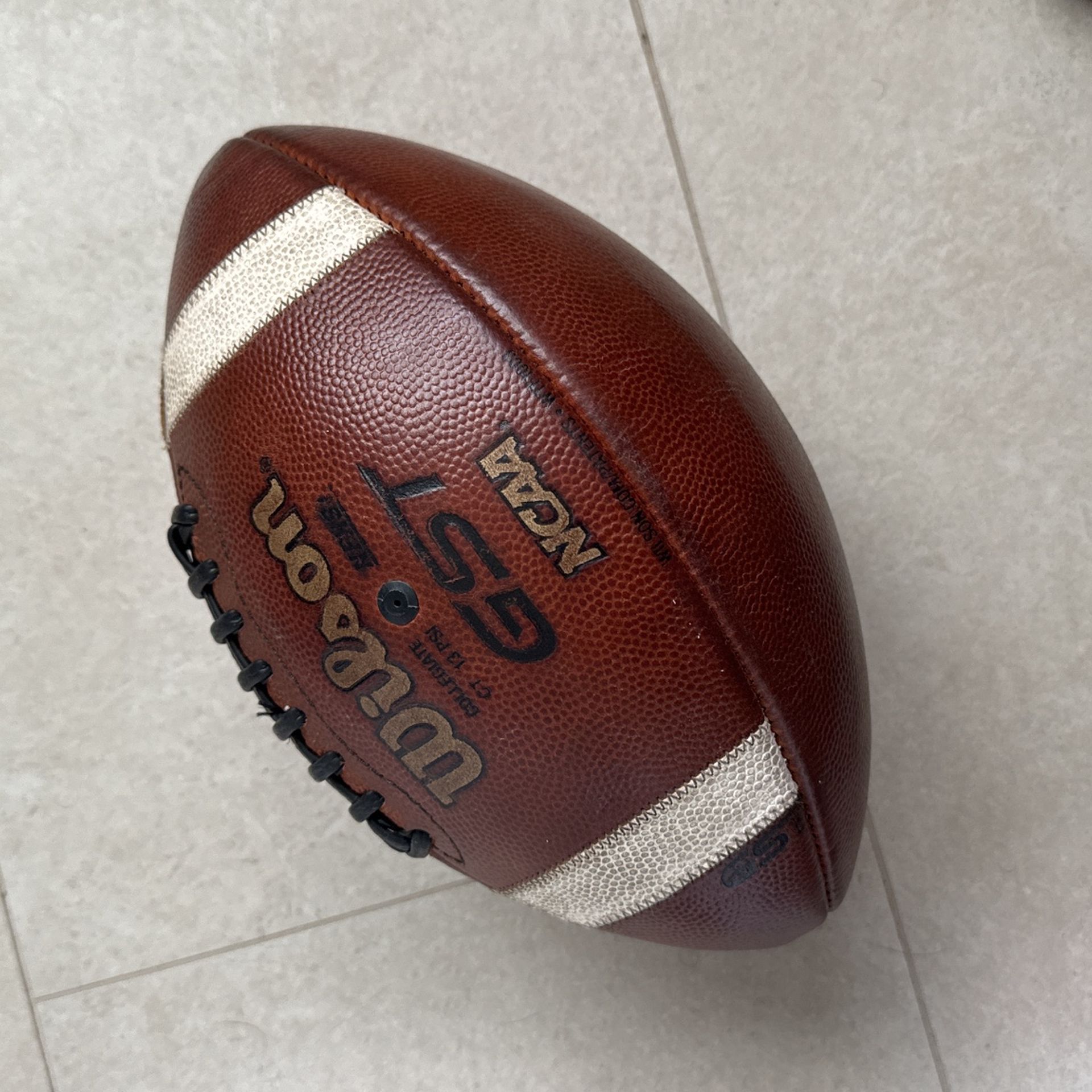 Wilson GST leather Football for Sale in Miami, FL - OfferUp