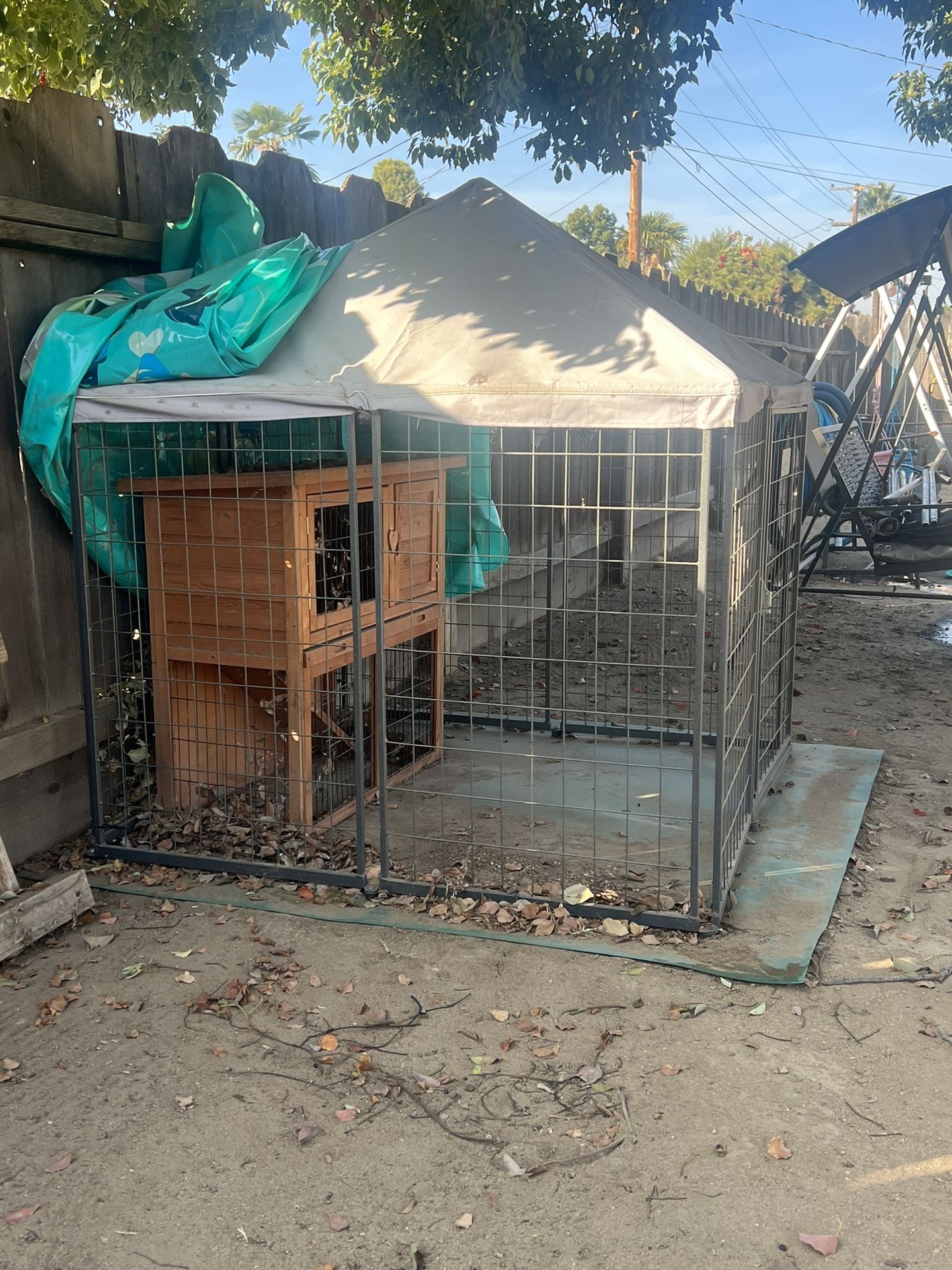 Medium Size Kennel for Sale in Dinuba, CA - OfferUp
