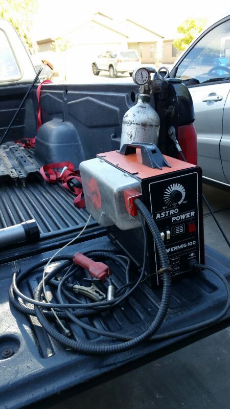 Astro power mig welder 100 amp w/carbon dioxide bottle, for Sale in ...