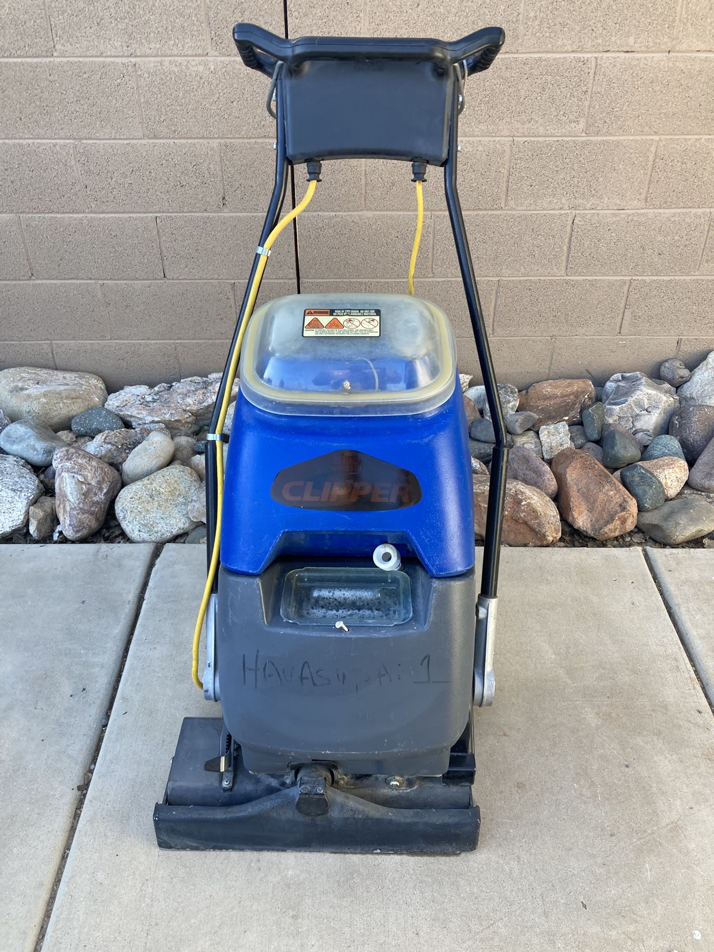 Windsor Clipper Carpet Extractor for Sale in El Mirage, AZ - OfferUp