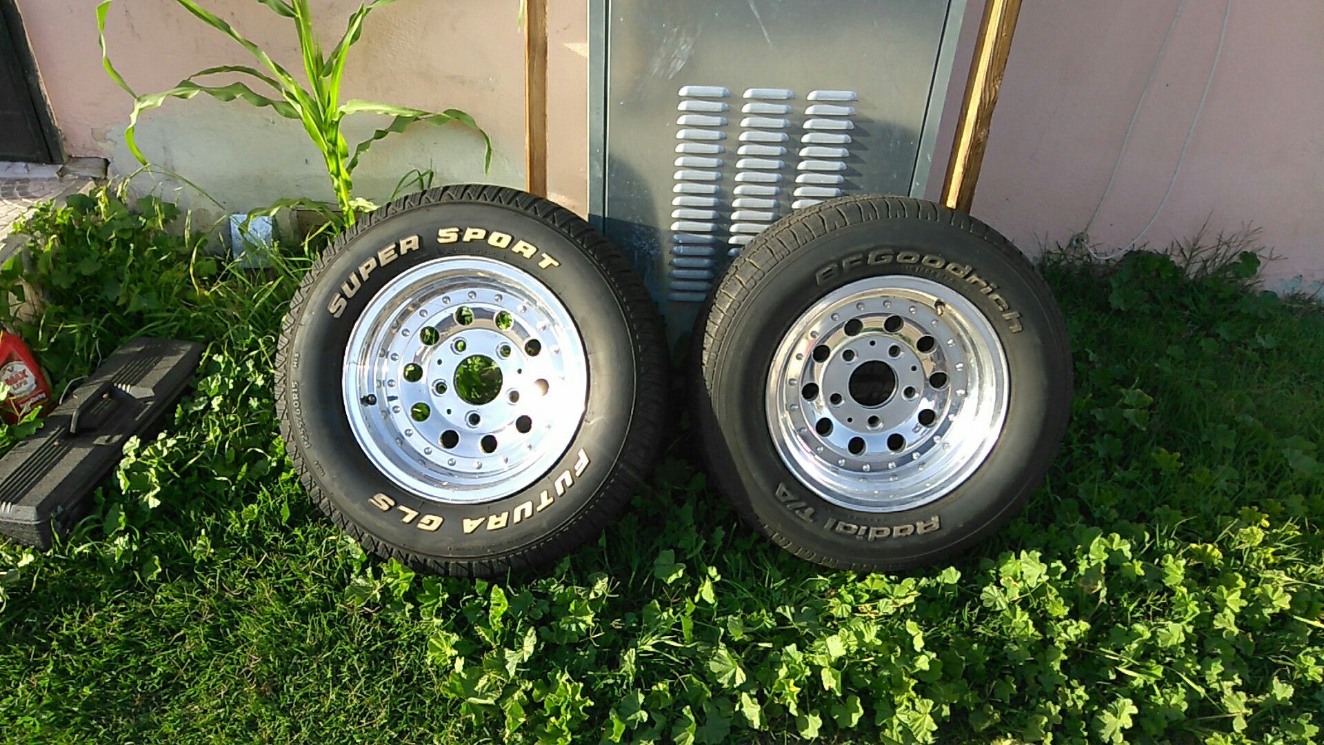 Ford rims old school for Sale in Bell Gardens, CA - OfferUp