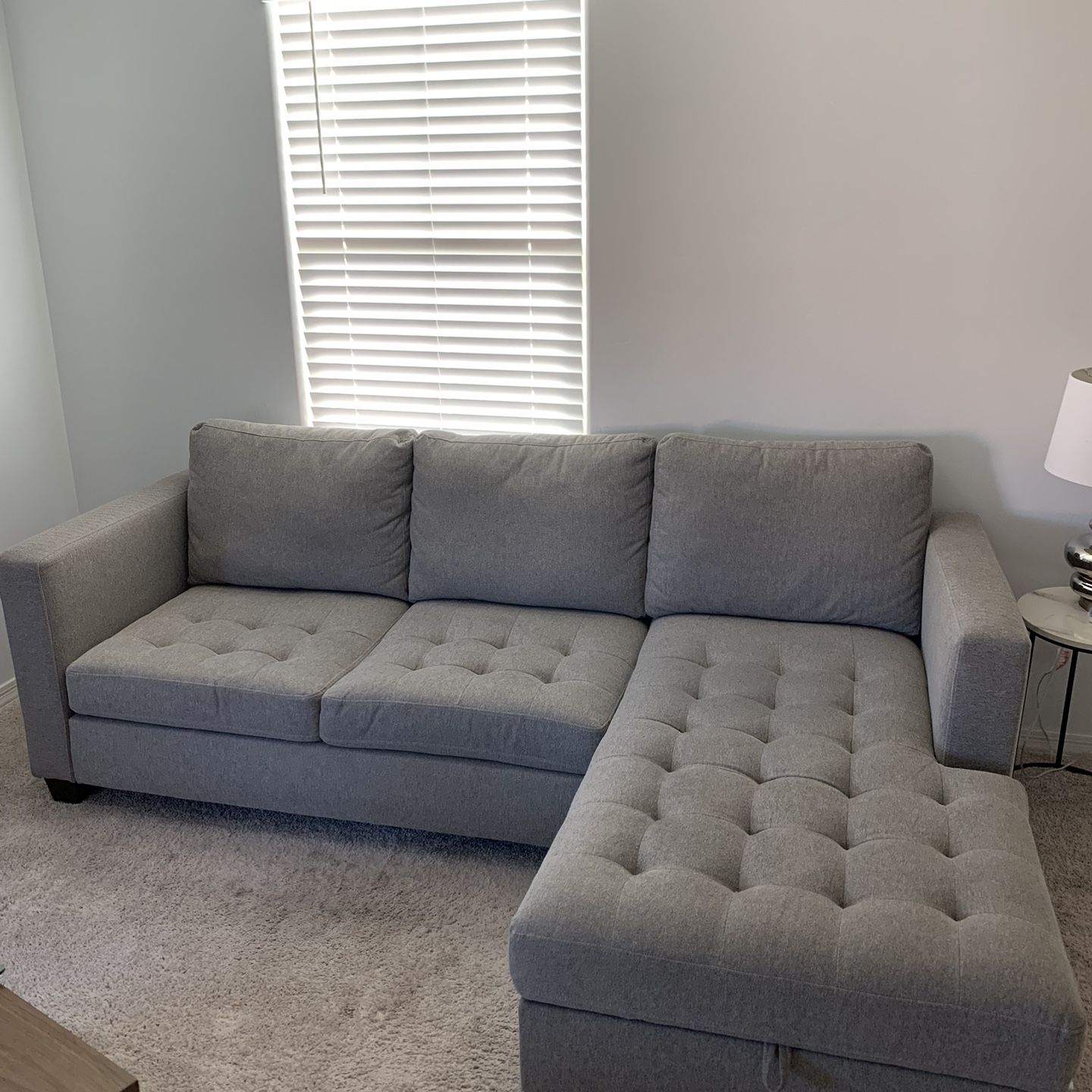 Right facing trudeau sectional sofa with storage store