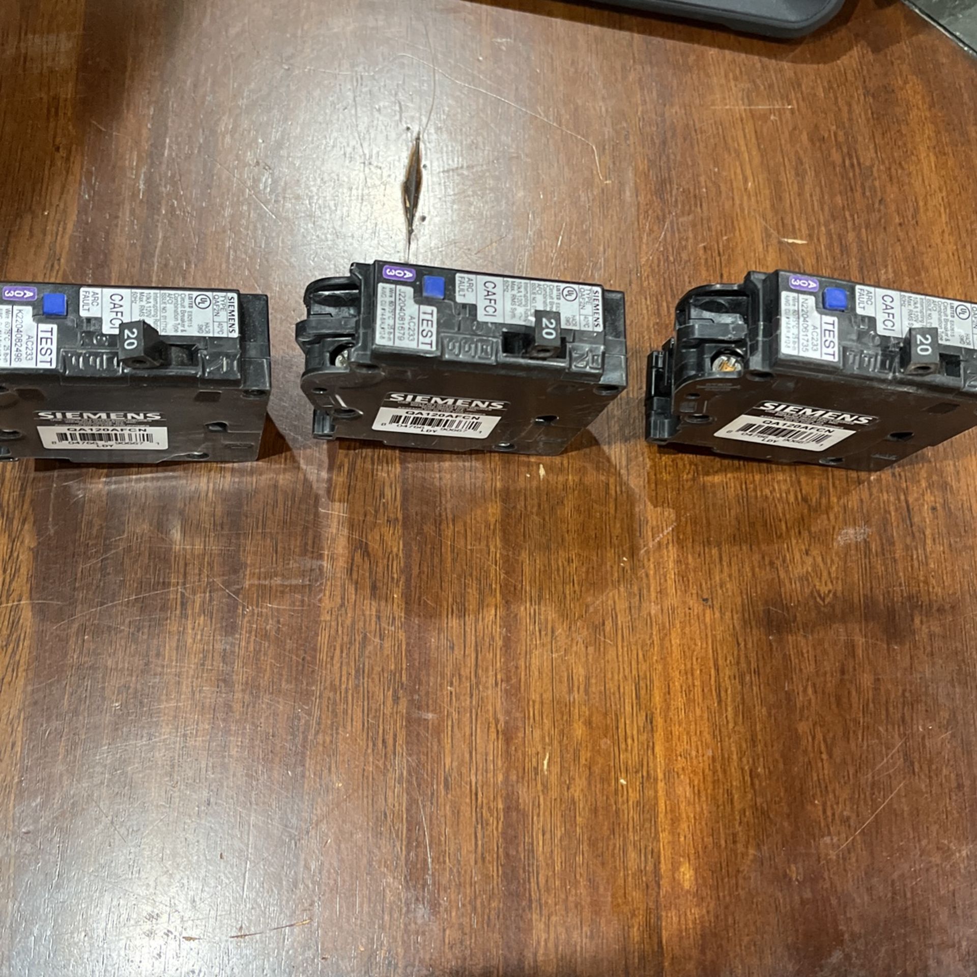 single pole siemens 20 amp afci QA120AFCN breakers for Sale in Los ...