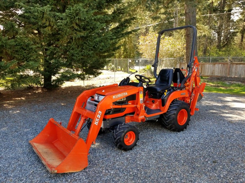 Kubota BX23 w/loader & backhoe for Sale in Tacoma, WA - OfferUp