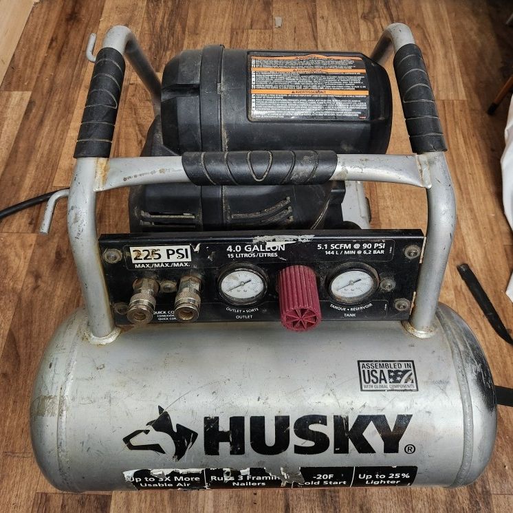 Husky 225 psi air compressor store