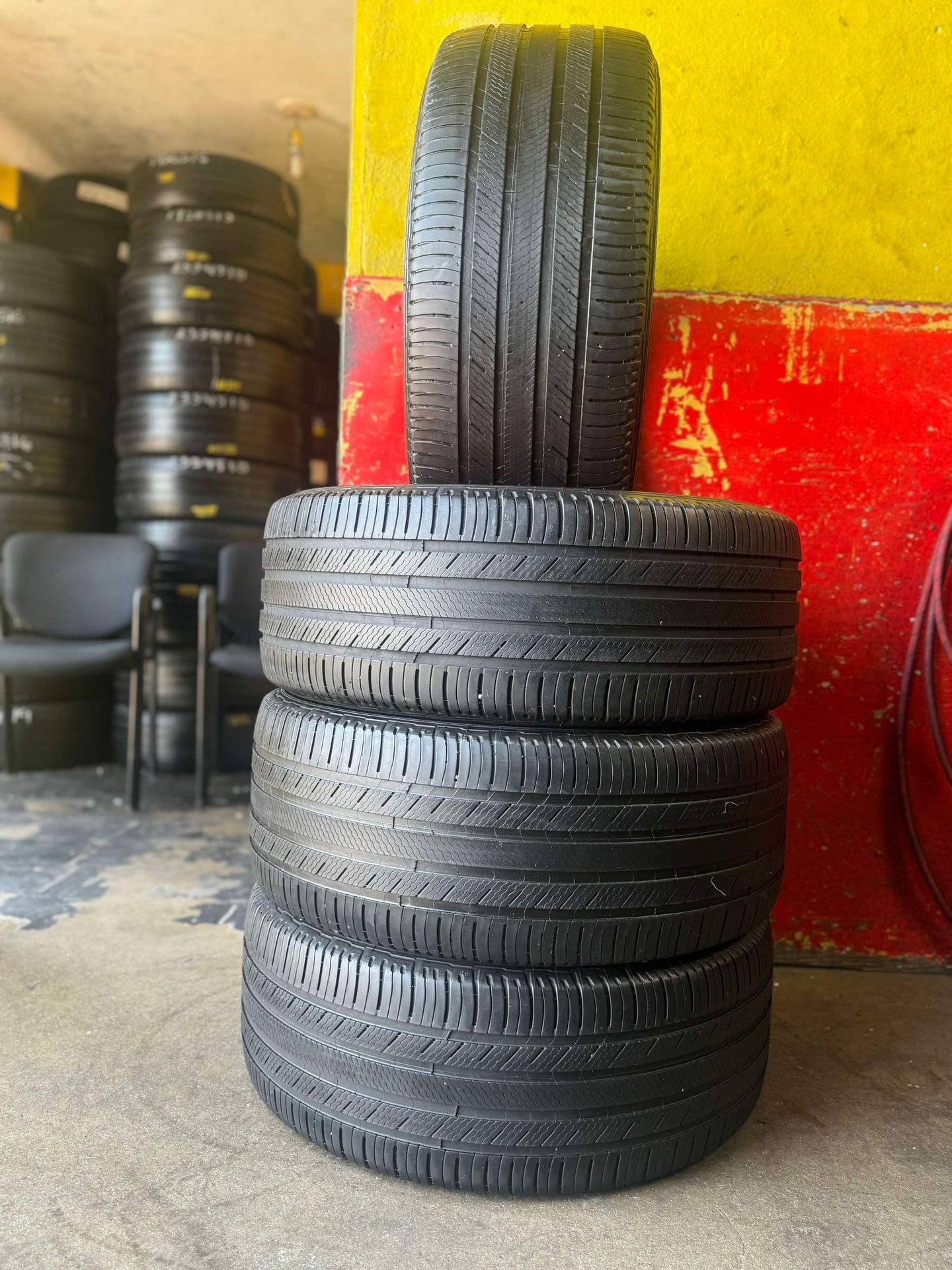 275/45/20. Michelin for Sale in Lakewood, CA - OfferUp
