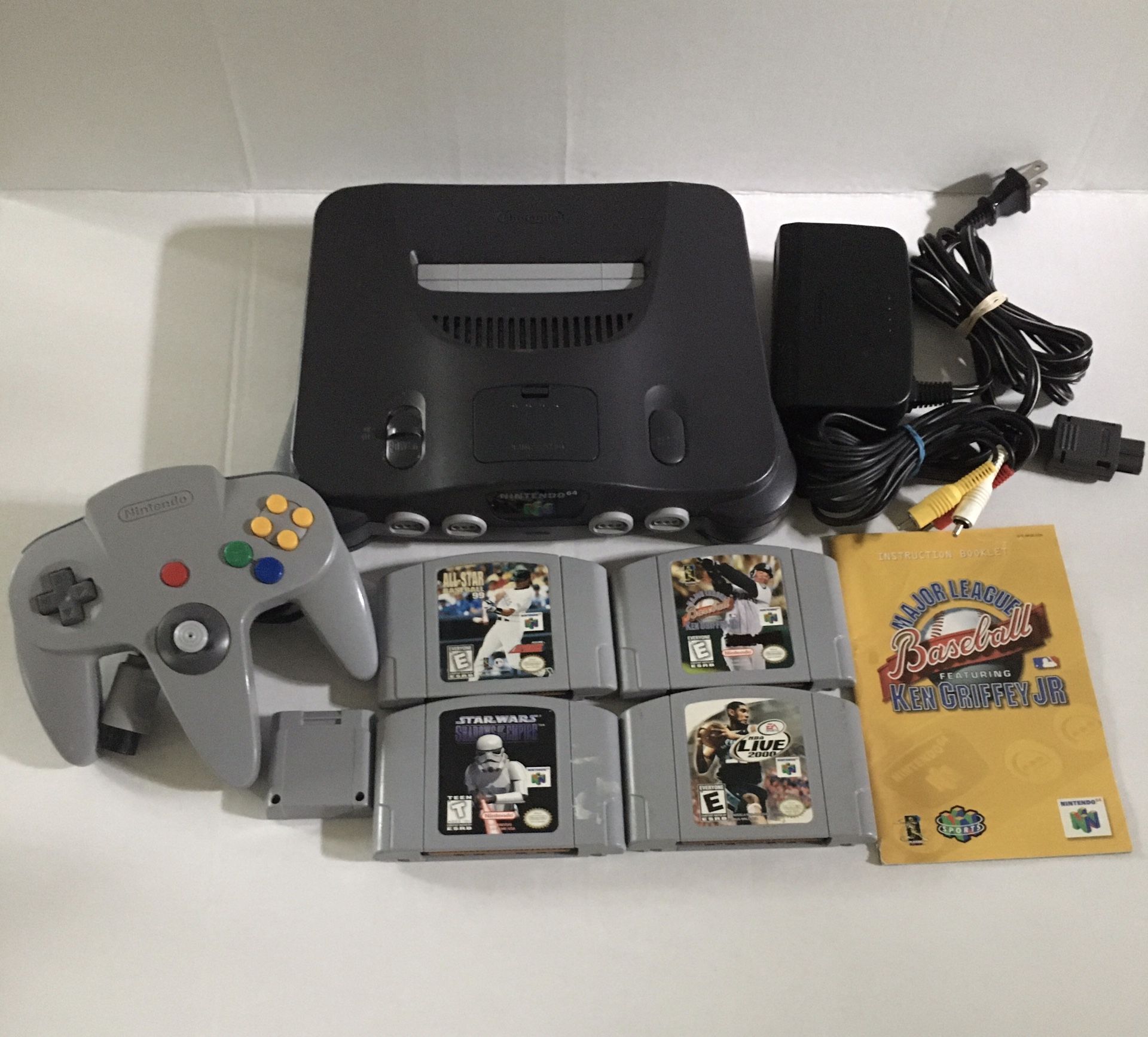 Nintendo / N64 Console Bundle With 4 Games for Sale in Bellevue, WA ...