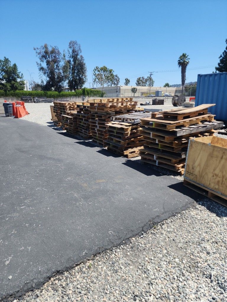 Pallets for Sale in Hacienda Heights, CA - OfferUp