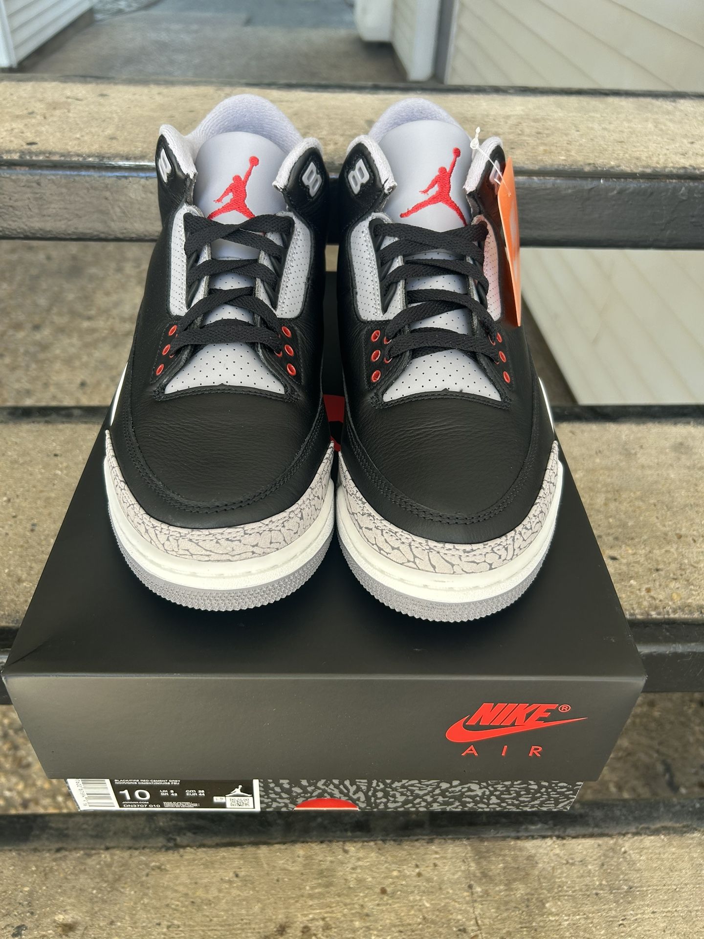 Retro 3 for Sale in Grapevine, TX - OfferUp